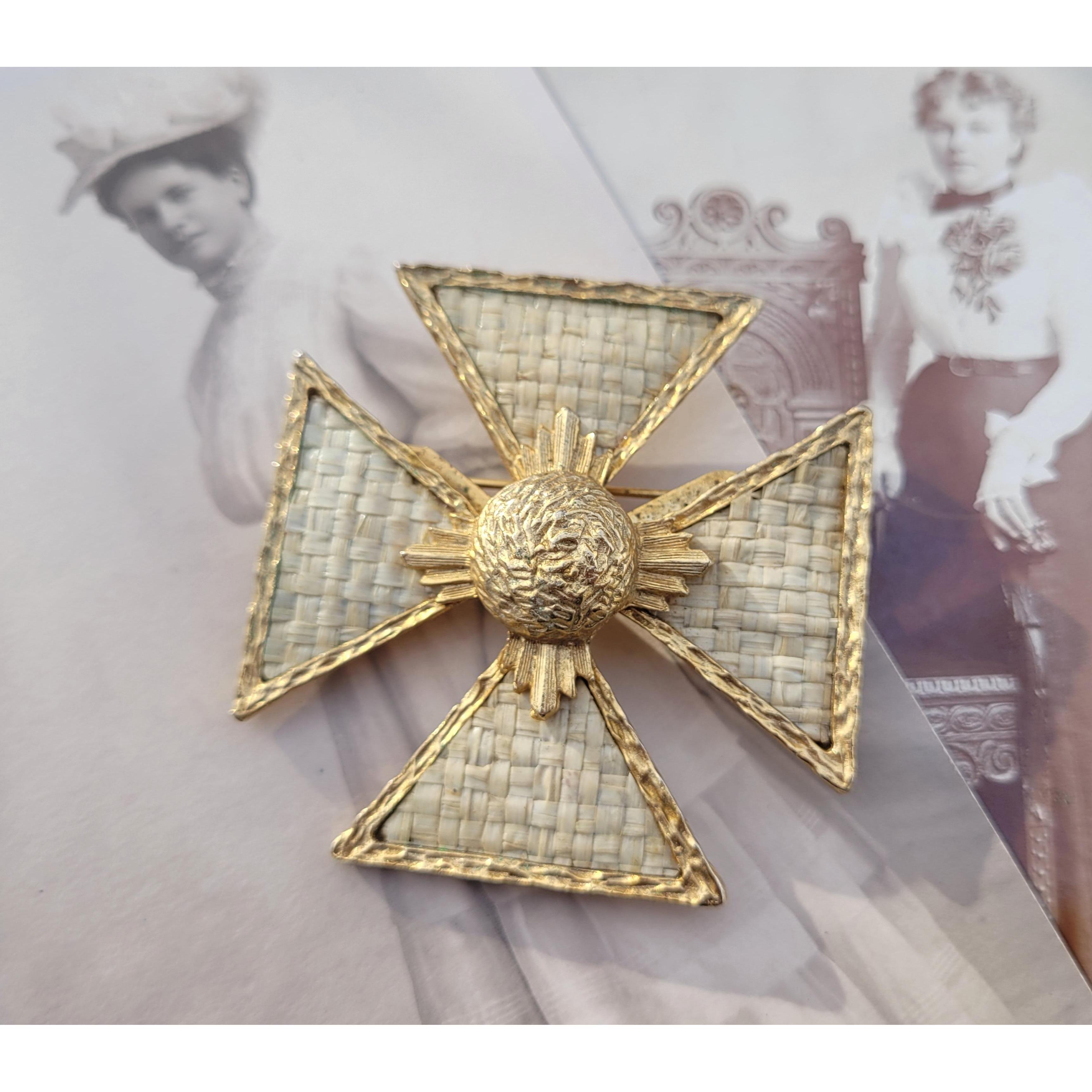 Vintage Woven Rush Maltese Cross Gold Tone Basketweave Brooch Pin