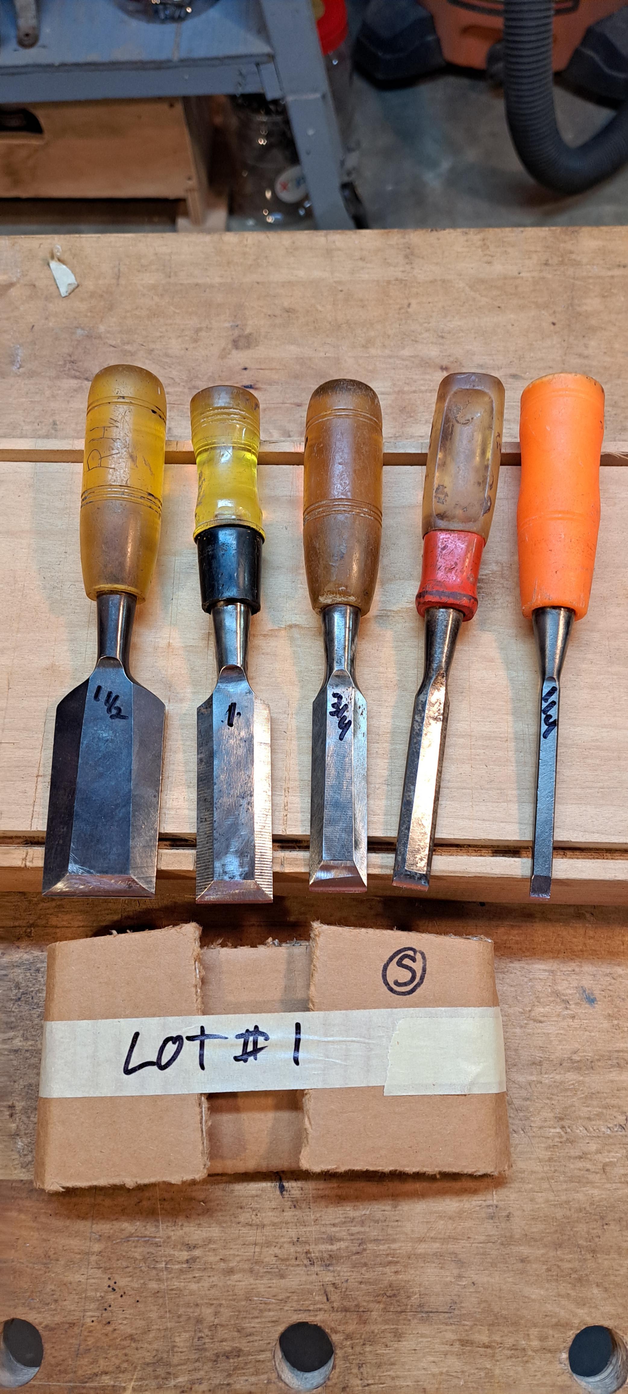 Set of 5 Chisels, Sharp, ready to work Stanley