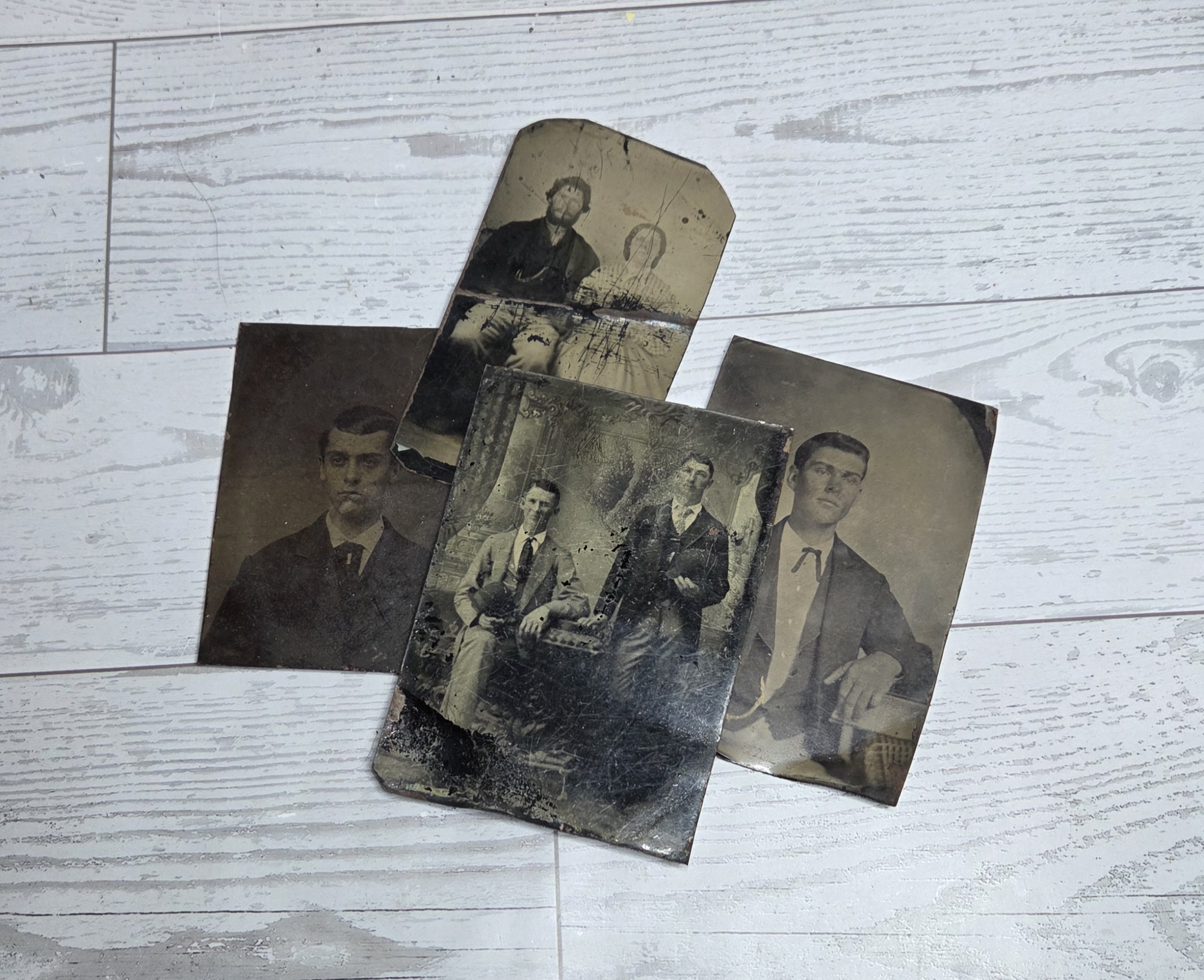 Set of 4 Antique Tintypes Photos