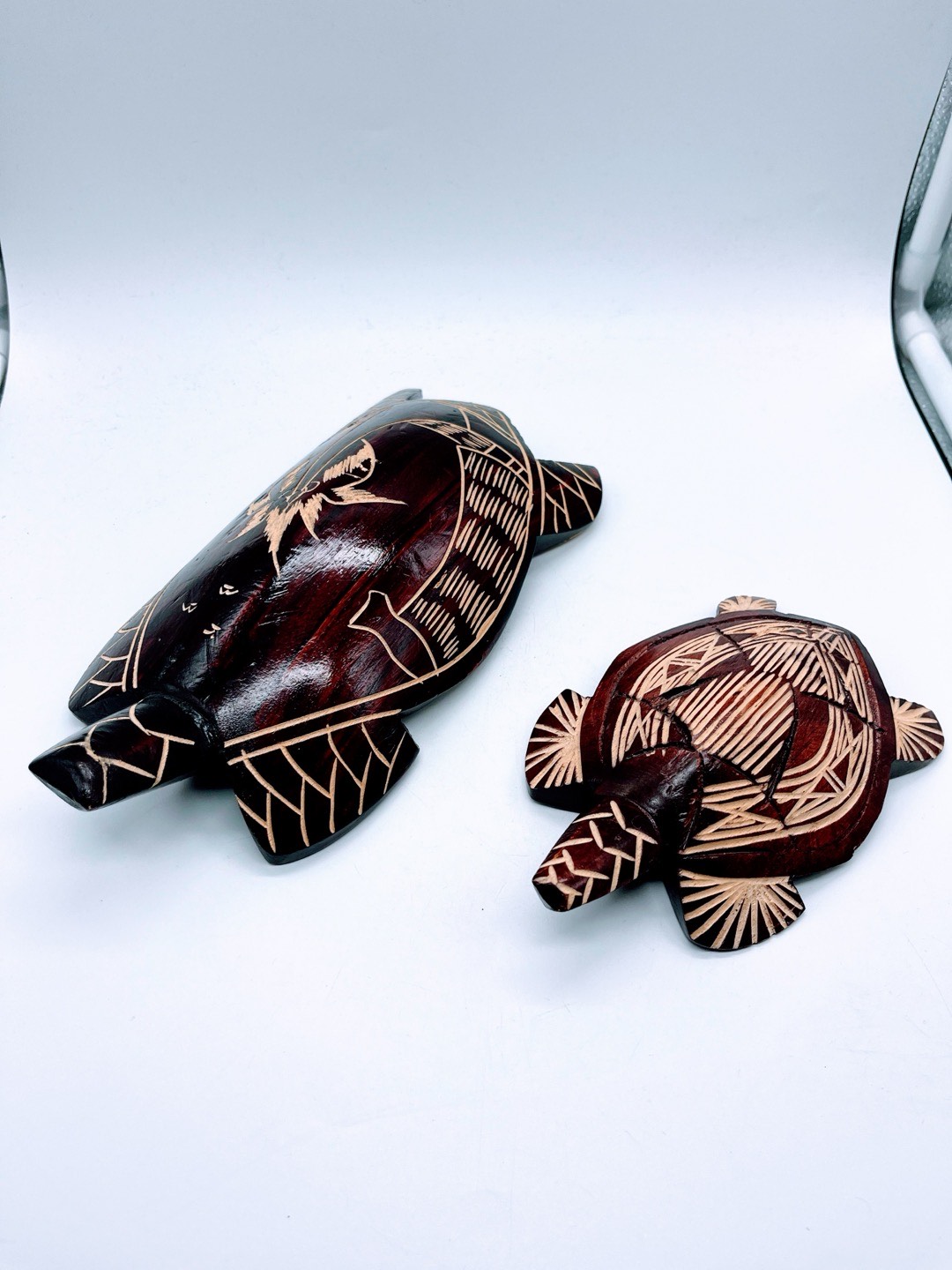 Fiji Mako Wood Sea Turtles