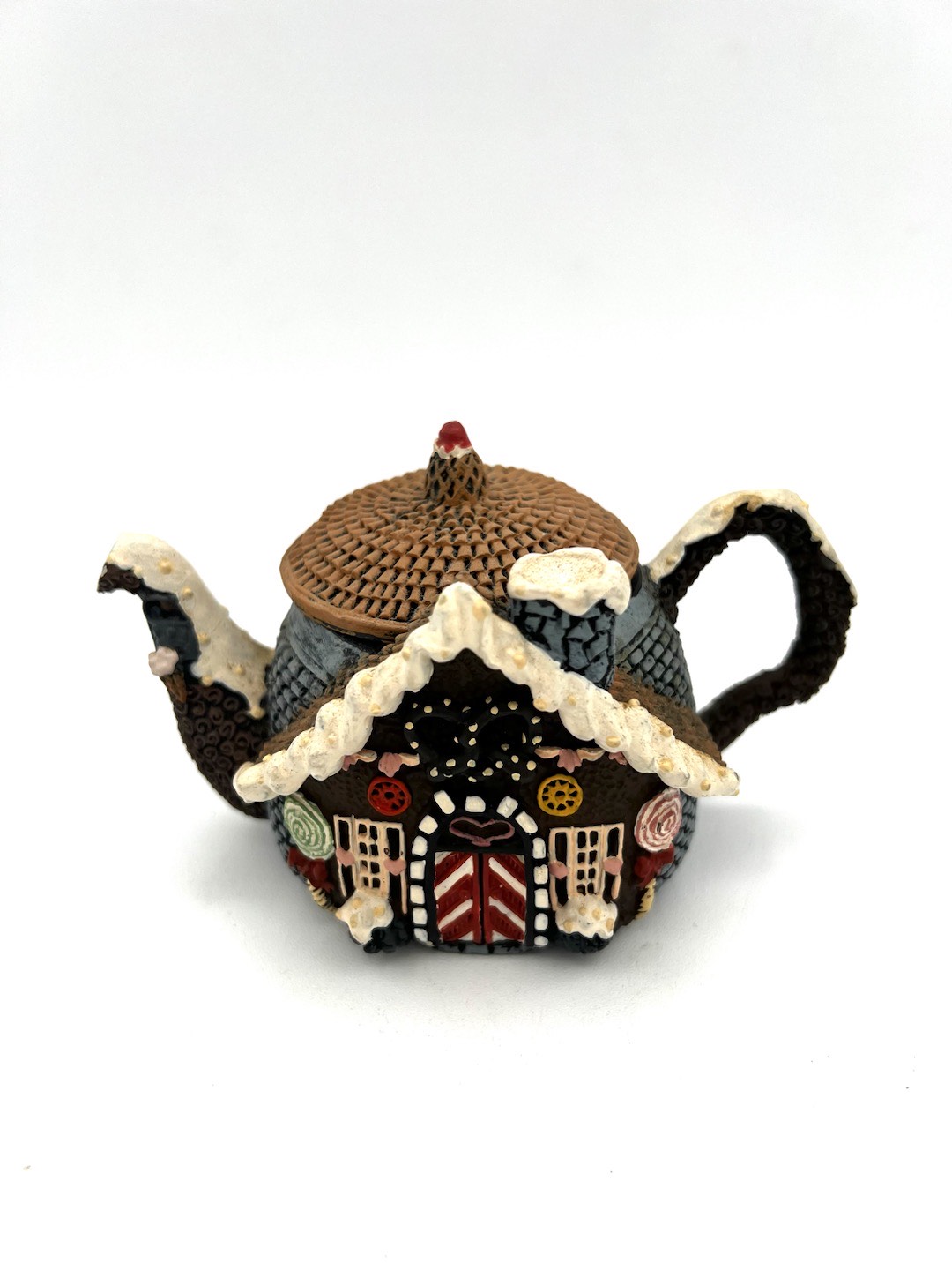 Hometown Teapot Cottages Gingerbread House