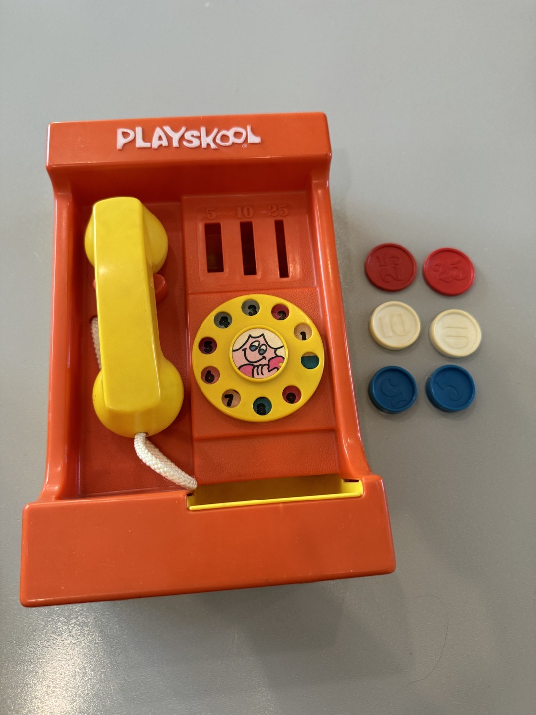 Vintage Playskool Play Pay Phone toy #425 (1976)- COMPLETE w/all coins