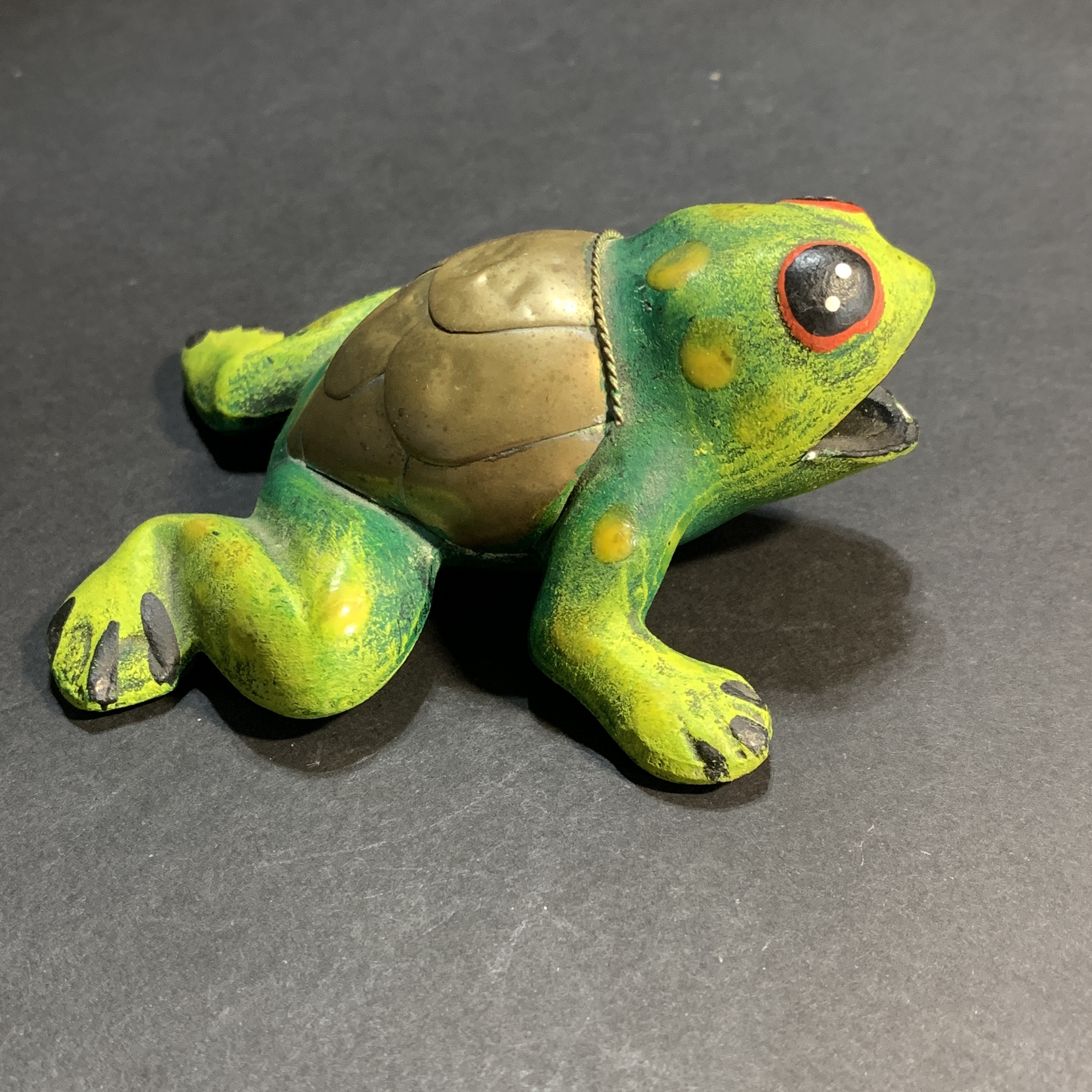 Armored Frog Ceramic/Metal