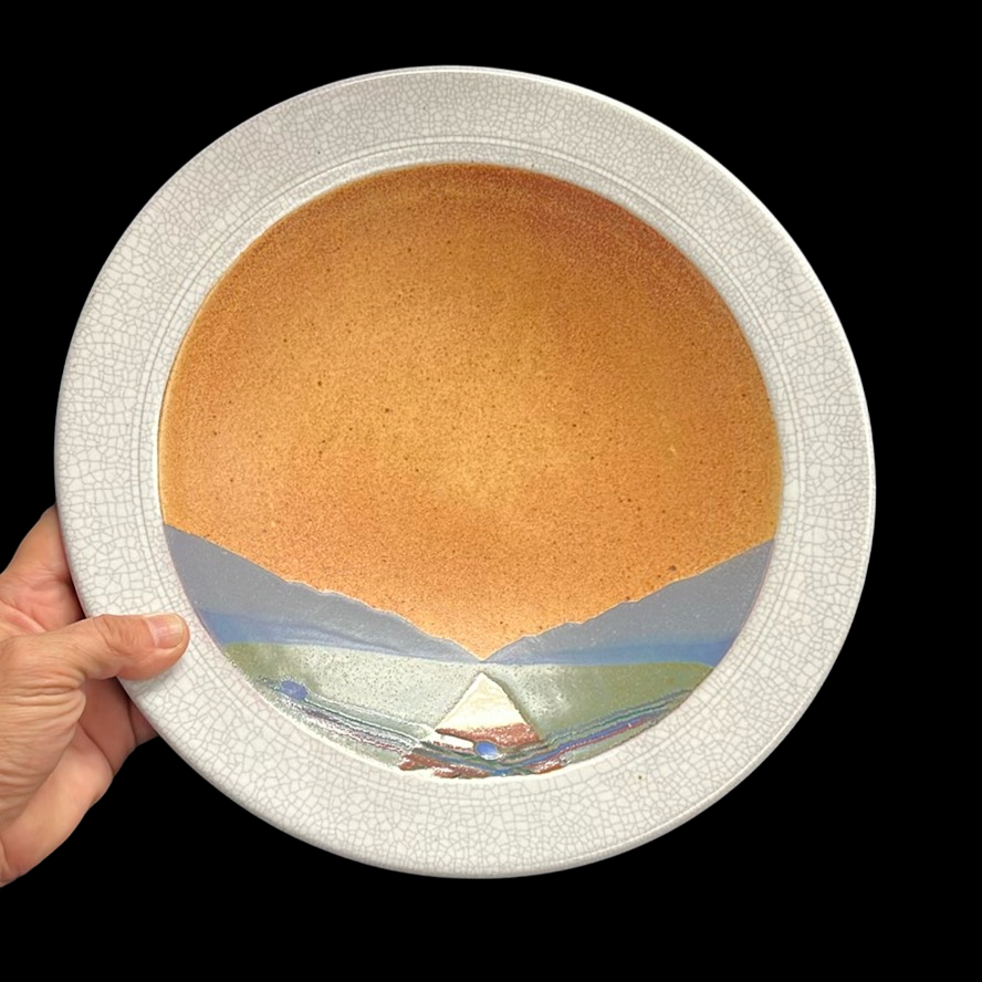 0524. Rob Wiedmaier River Hills Studio art pottery round Plater
