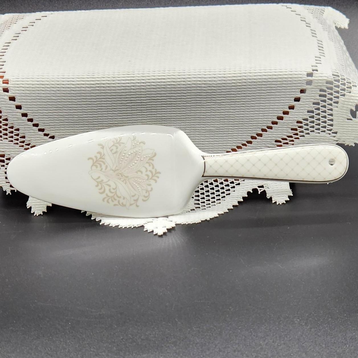 Waterford China Padova Cake Dessert Server