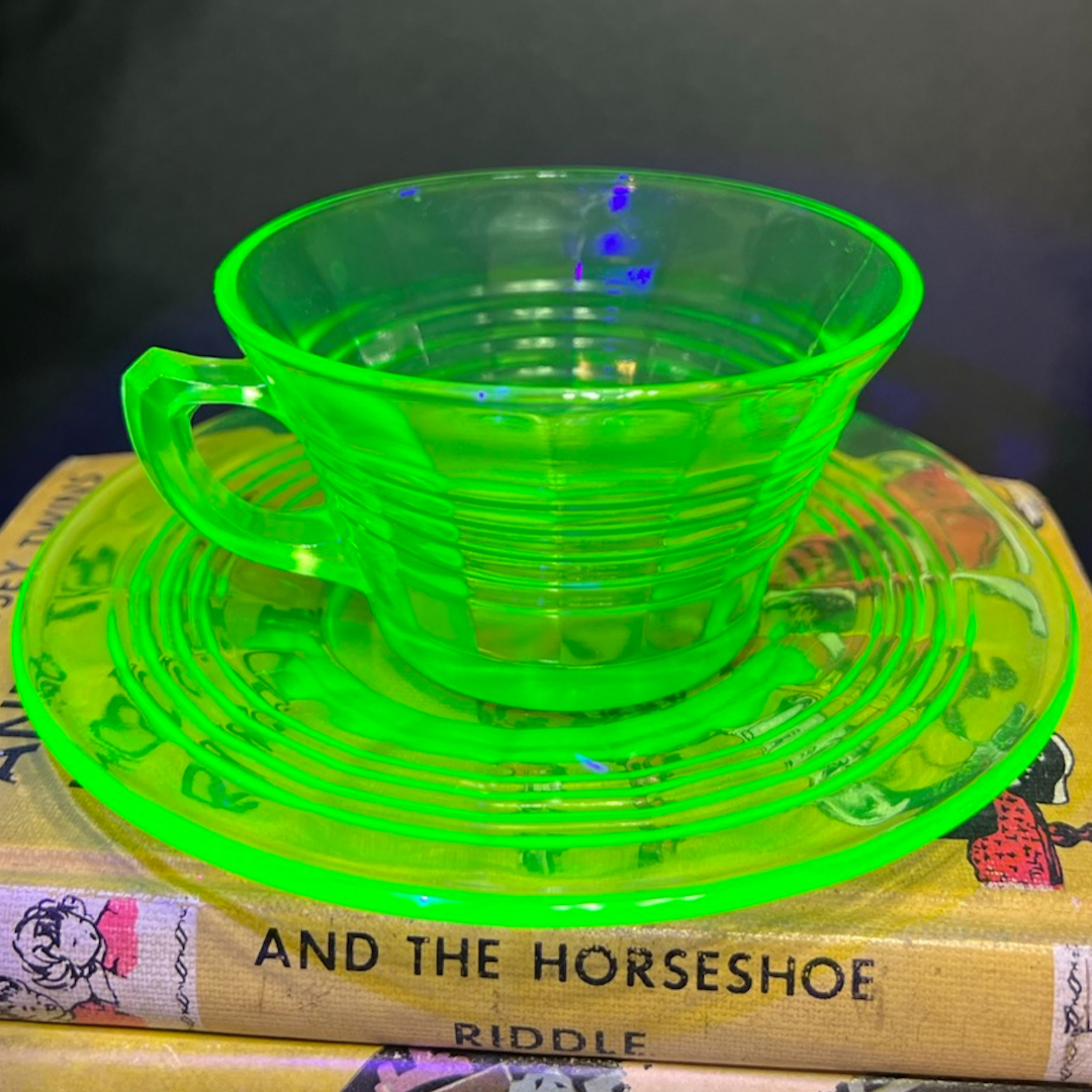 Uranium Anchor Hocking Circle Green Pattern Flared Cup & Bread and ...