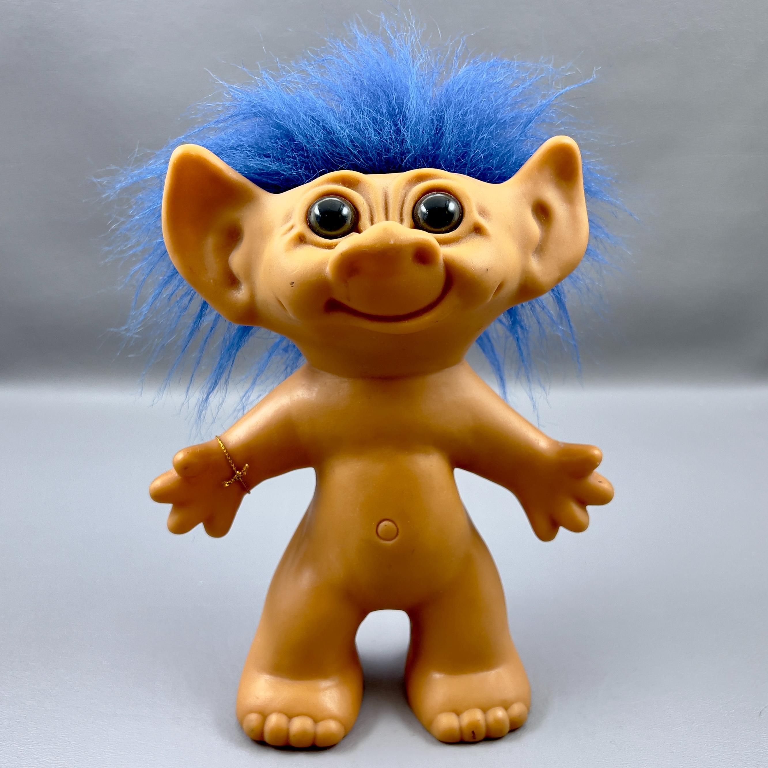 007TQ Vintage Uneeda Troll Wishnik 8" Doll Blue Hair Double Horseshoe Feet