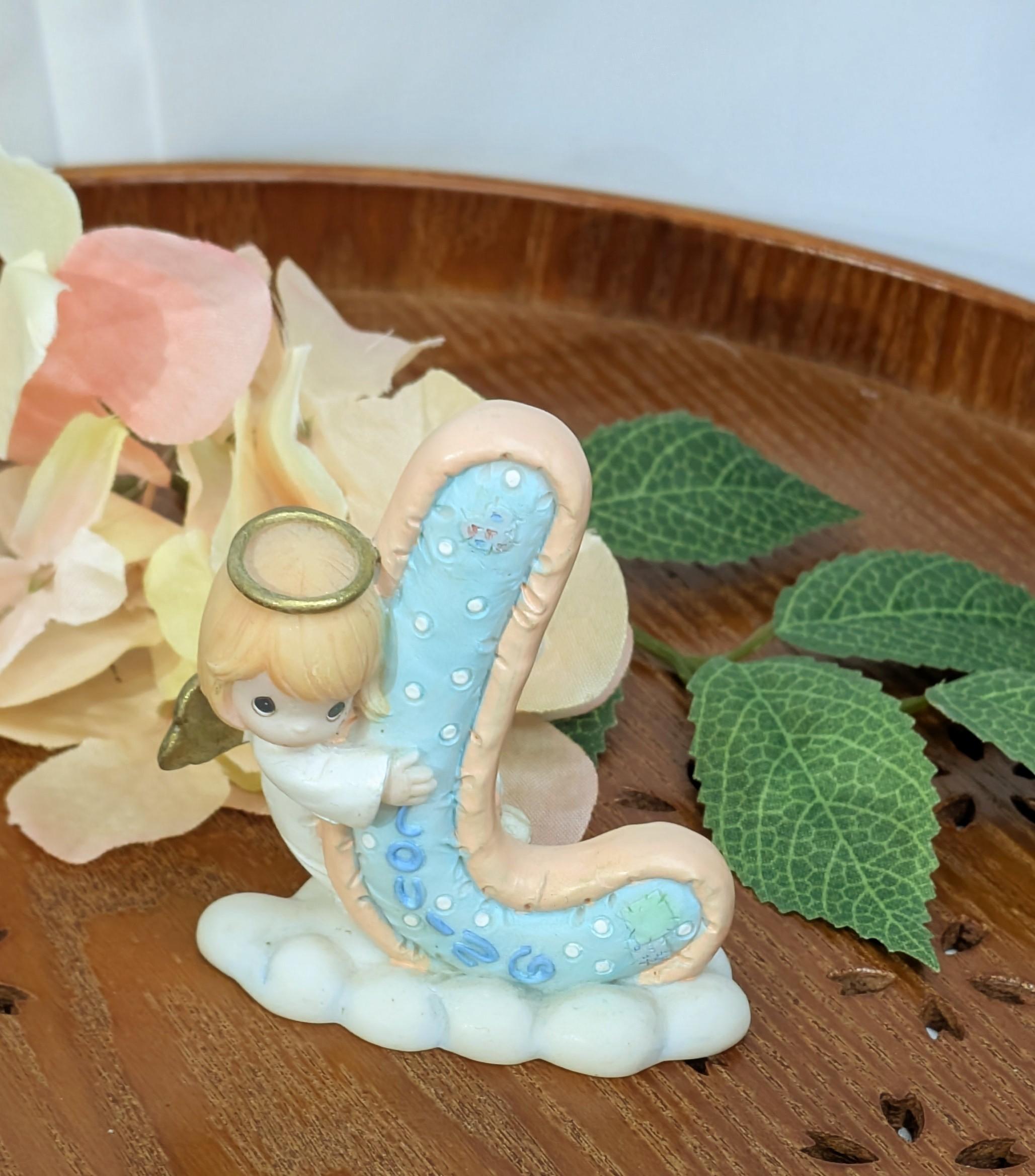 Precious Moments Alphabet Figurine Letter L For Loving 2.75" Figurine Angel