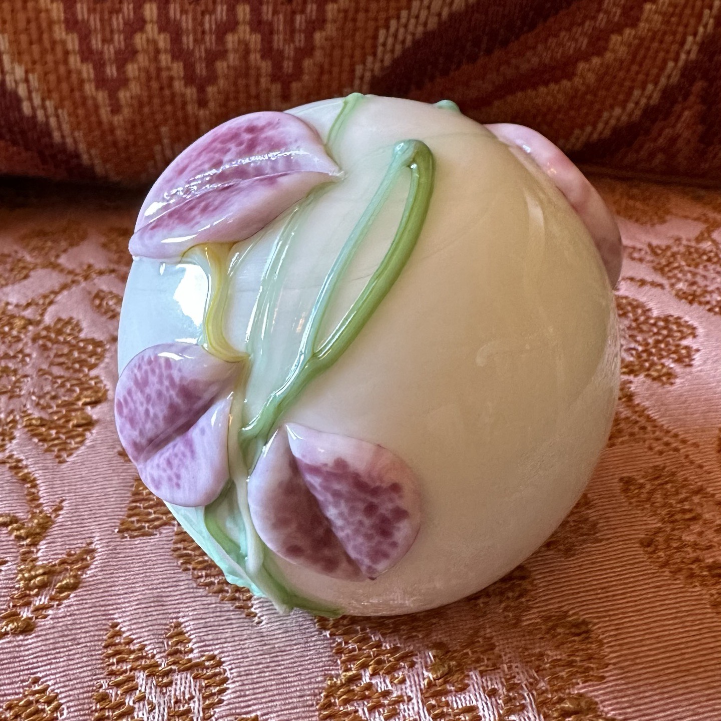 Vintage 1985 R Kurtz Paperweight Signed