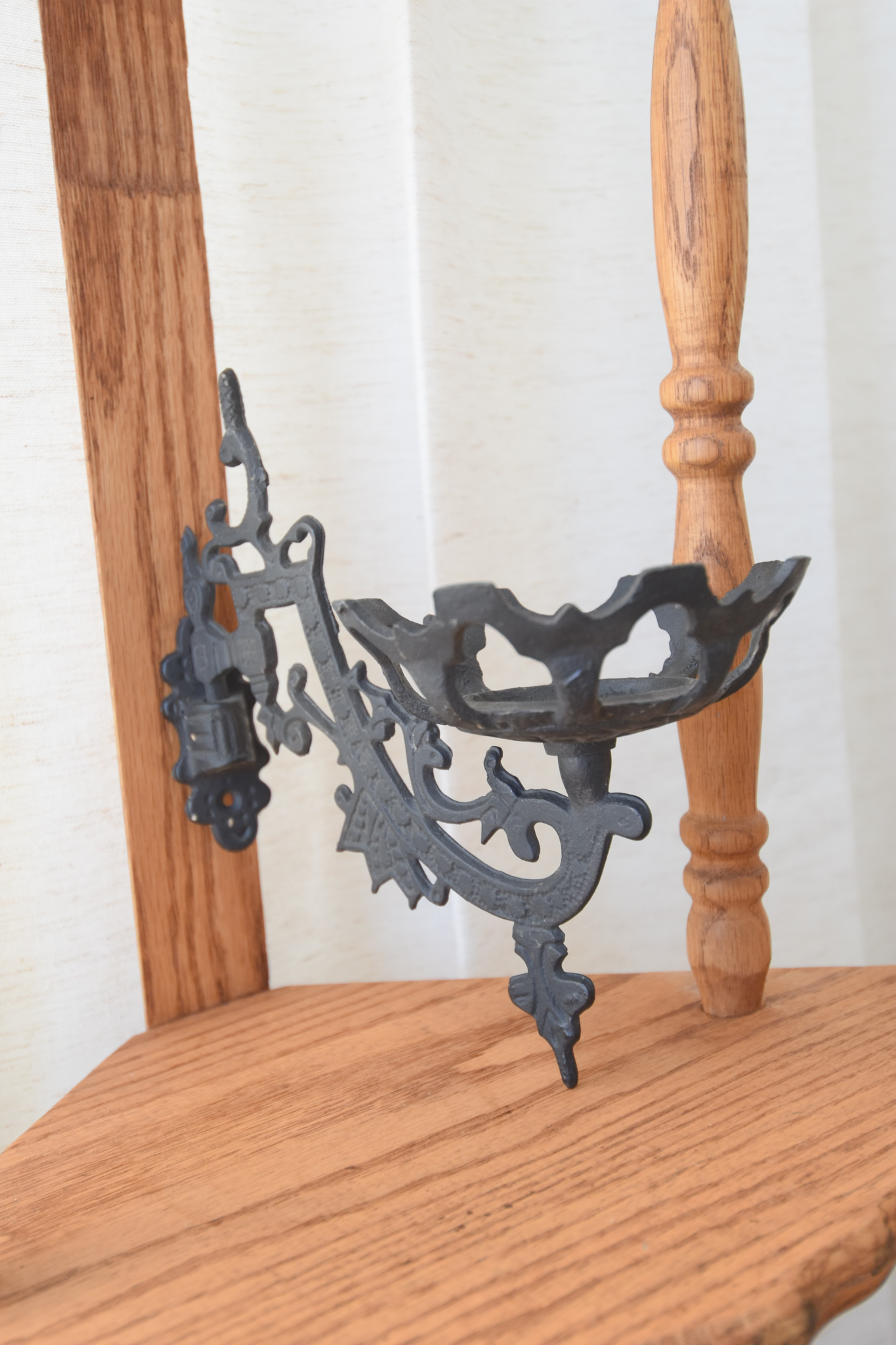 Vintage 9” Cast Iron Wall Bracket Black Oil Lamp Victorian Ornate ...