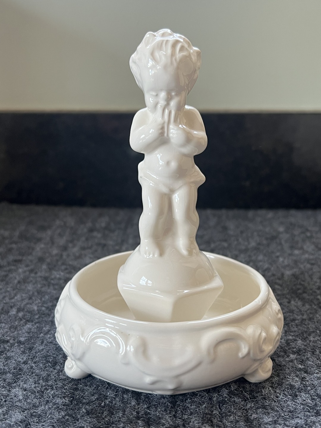 Vintage Highmount MBD Western Germany Cherub in Bowl 6" Figurine