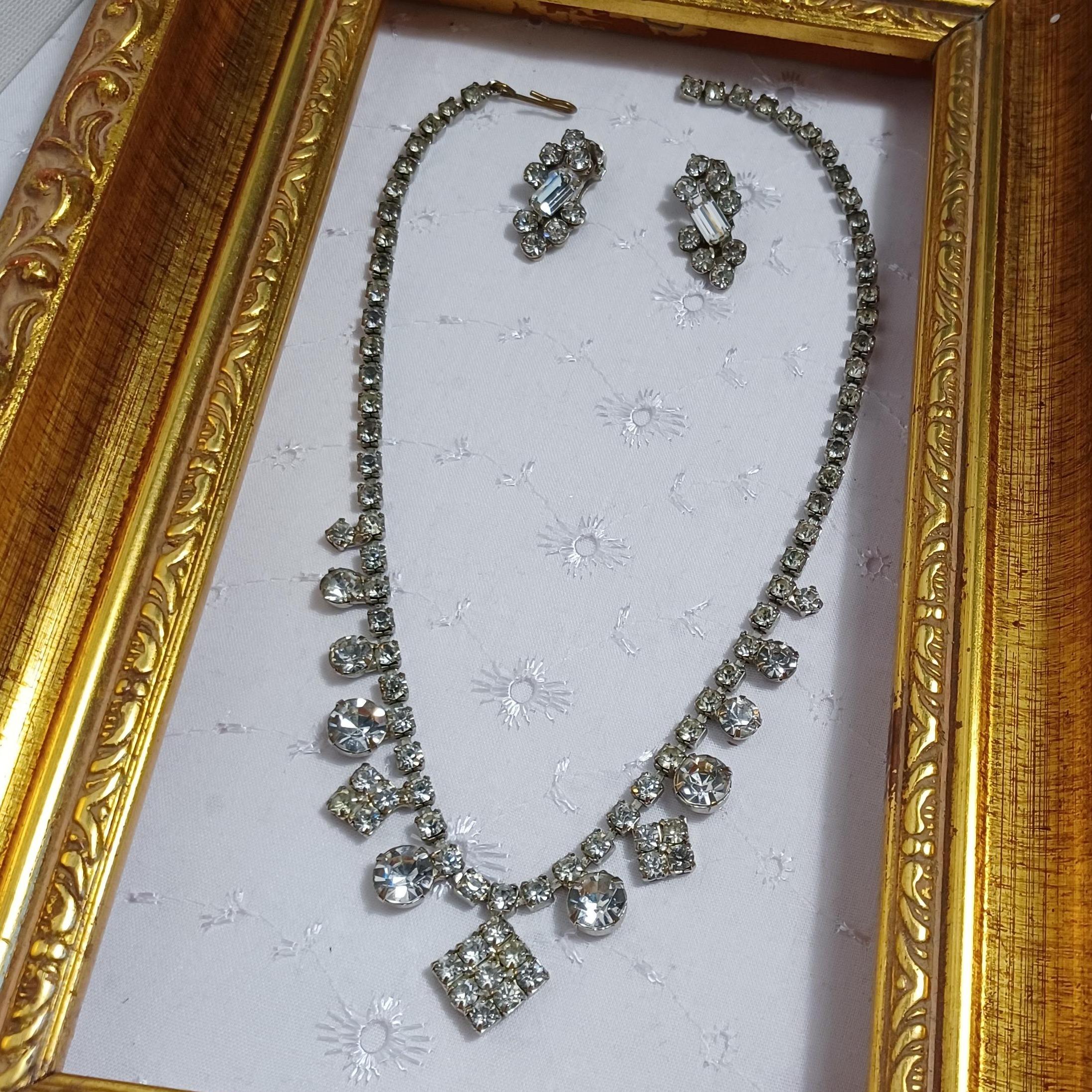 Glamorous Vintage Rhinestone Necklace and Earrings Set
