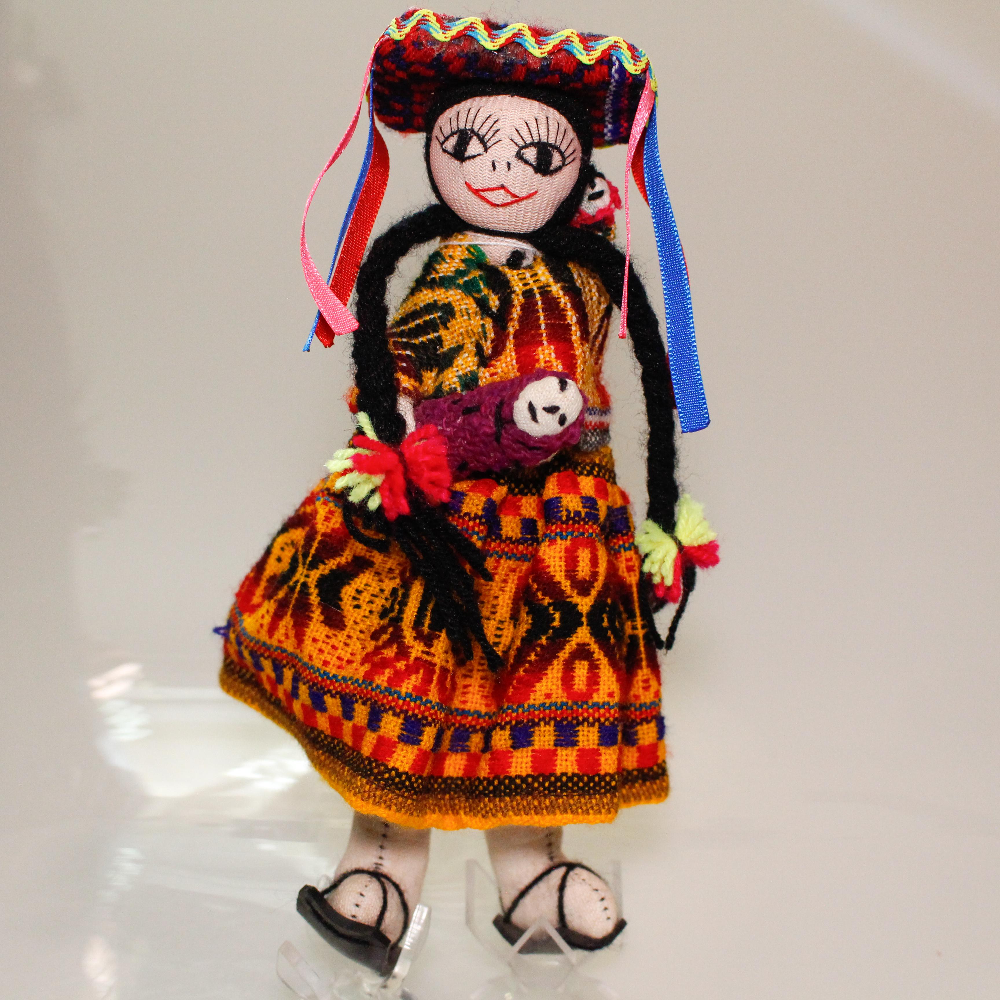 1981 Bolivia Folk Art Doll Inca Empire Cloth Woman & 2 Children Embroidered