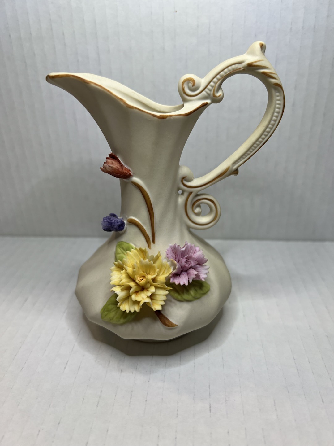 Capodimonte Small Porcelain Flower Pitcher Made in Italy 5 1/4" Tall