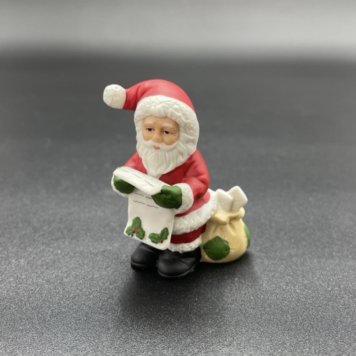 Lefton 07821 Colonial Village Santa w/Letter Christmas Holiday Figurine