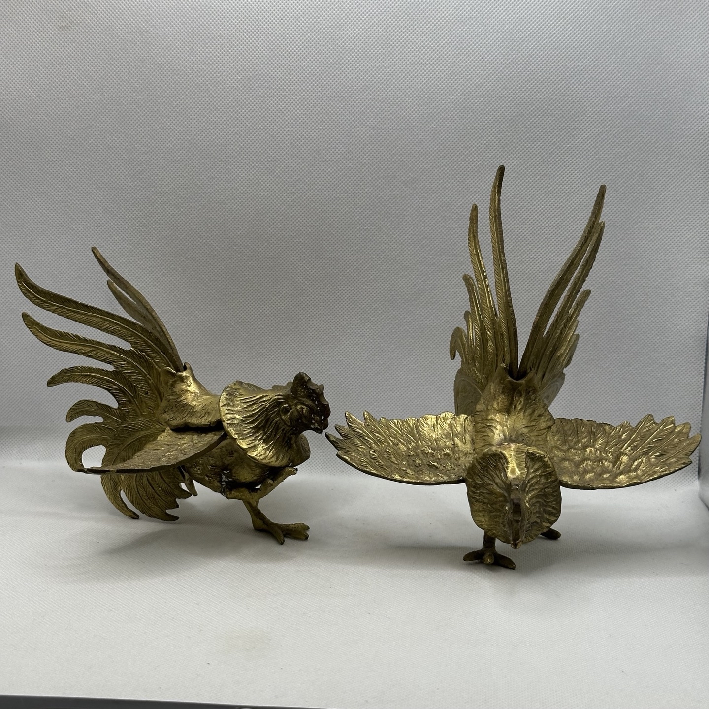 #842 Brass Hen Fighters Or Roosters, 7x6x5, Brass Has Some Wear Due To Age,