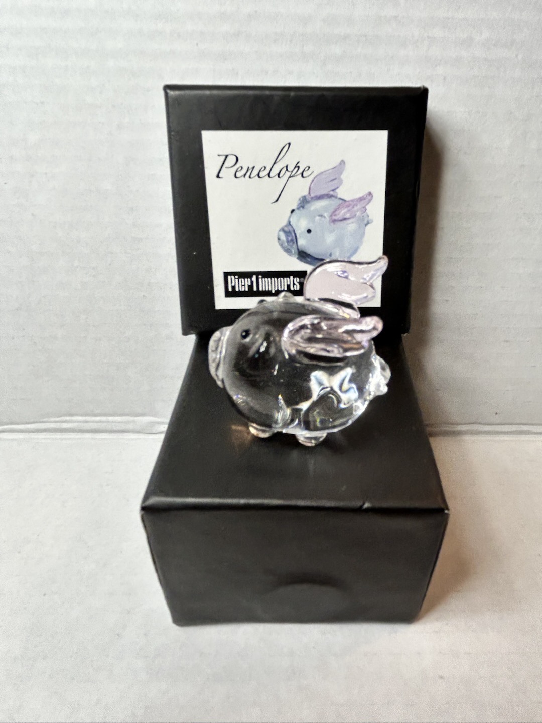 Pier 1 Penelope The Piggie When Pigs Fly Art Glass Figurine Pink Wings