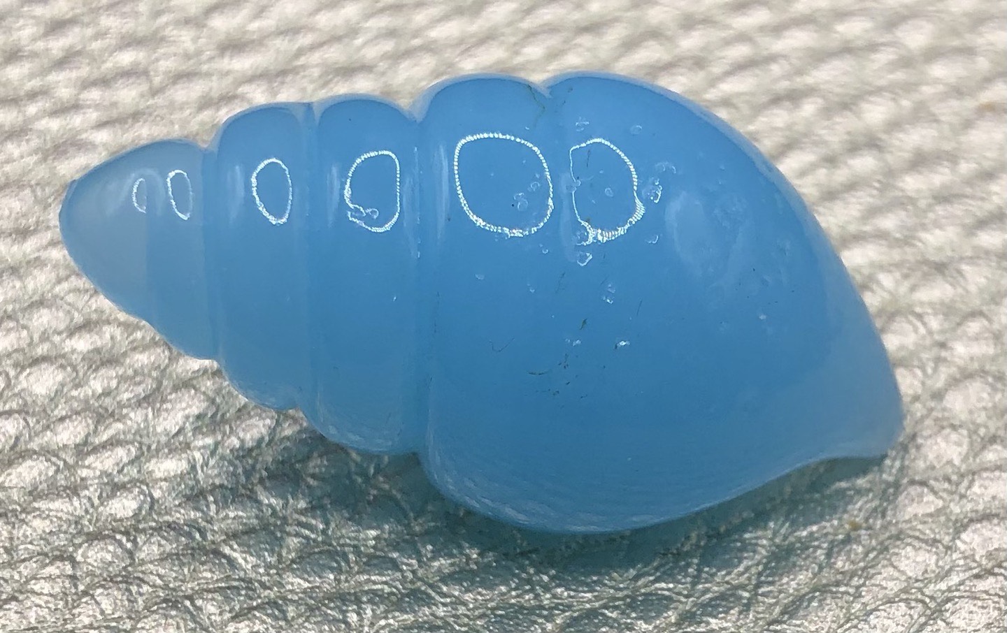 Handblown glass Miniature Mini Blue Opaque shell Figurine