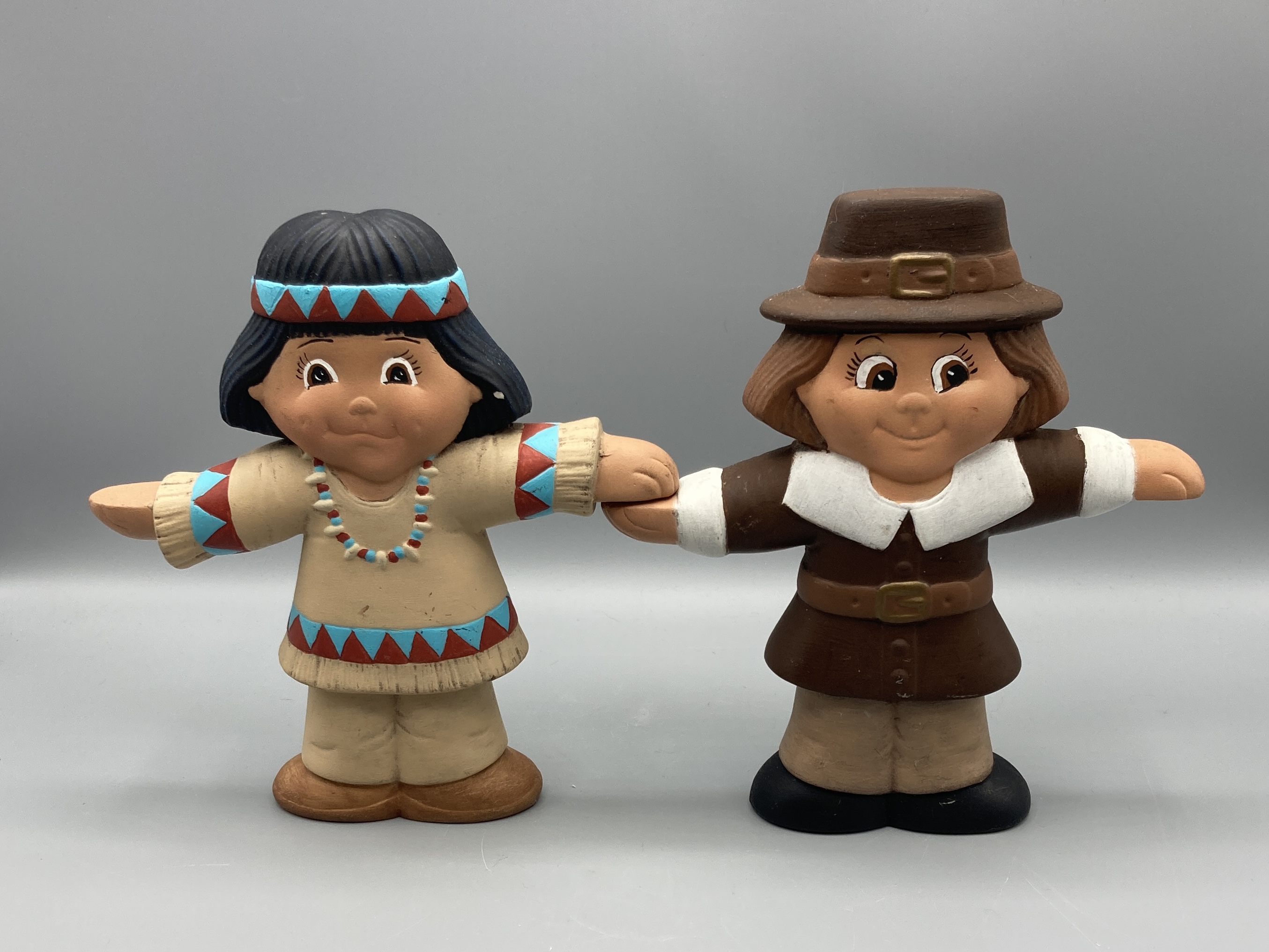 Vintage Ceramic Pilgrim and Native American Hand Holder Figurines ...
