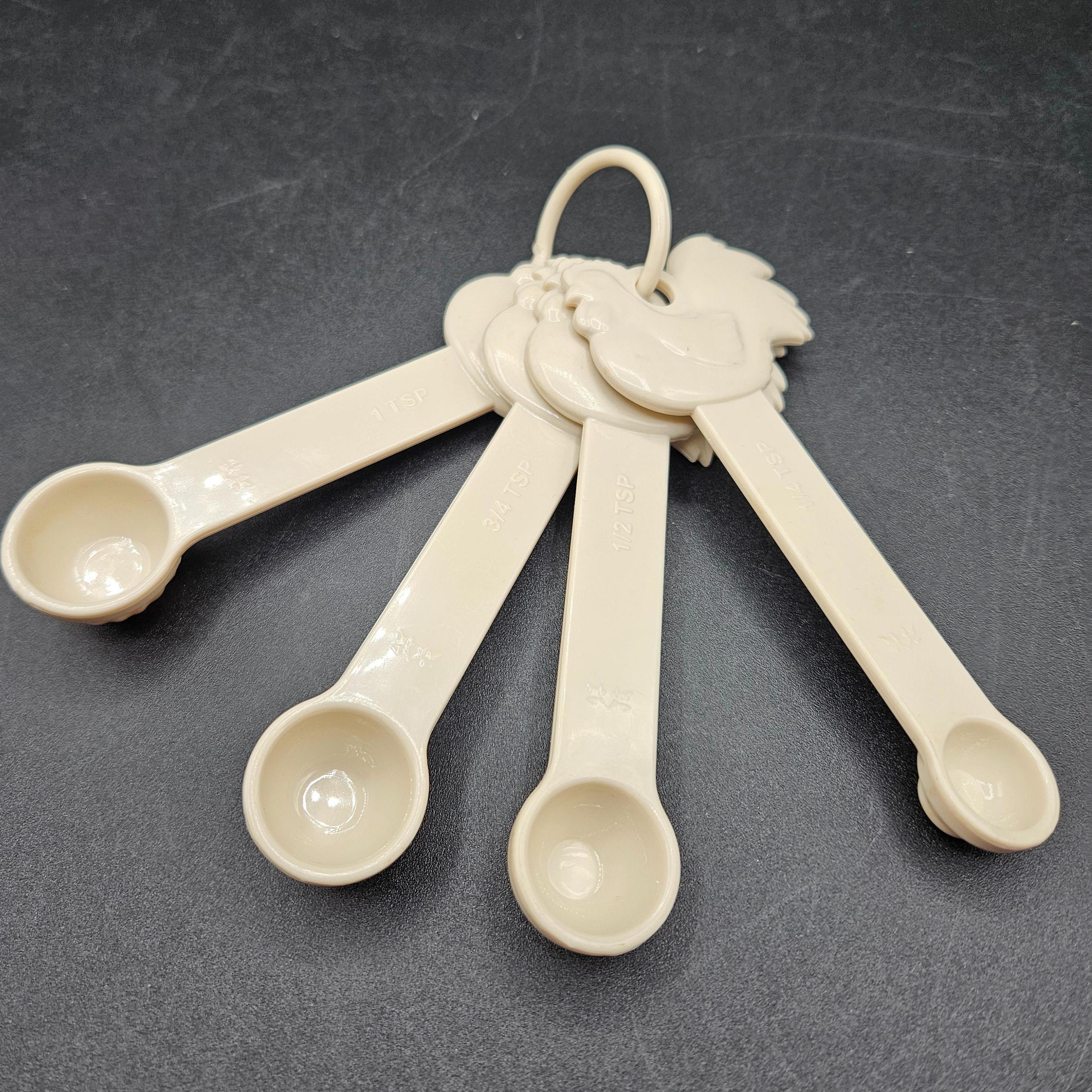 Plastic Vintage 4 Beige Chicken Measuring Spoons 5"H