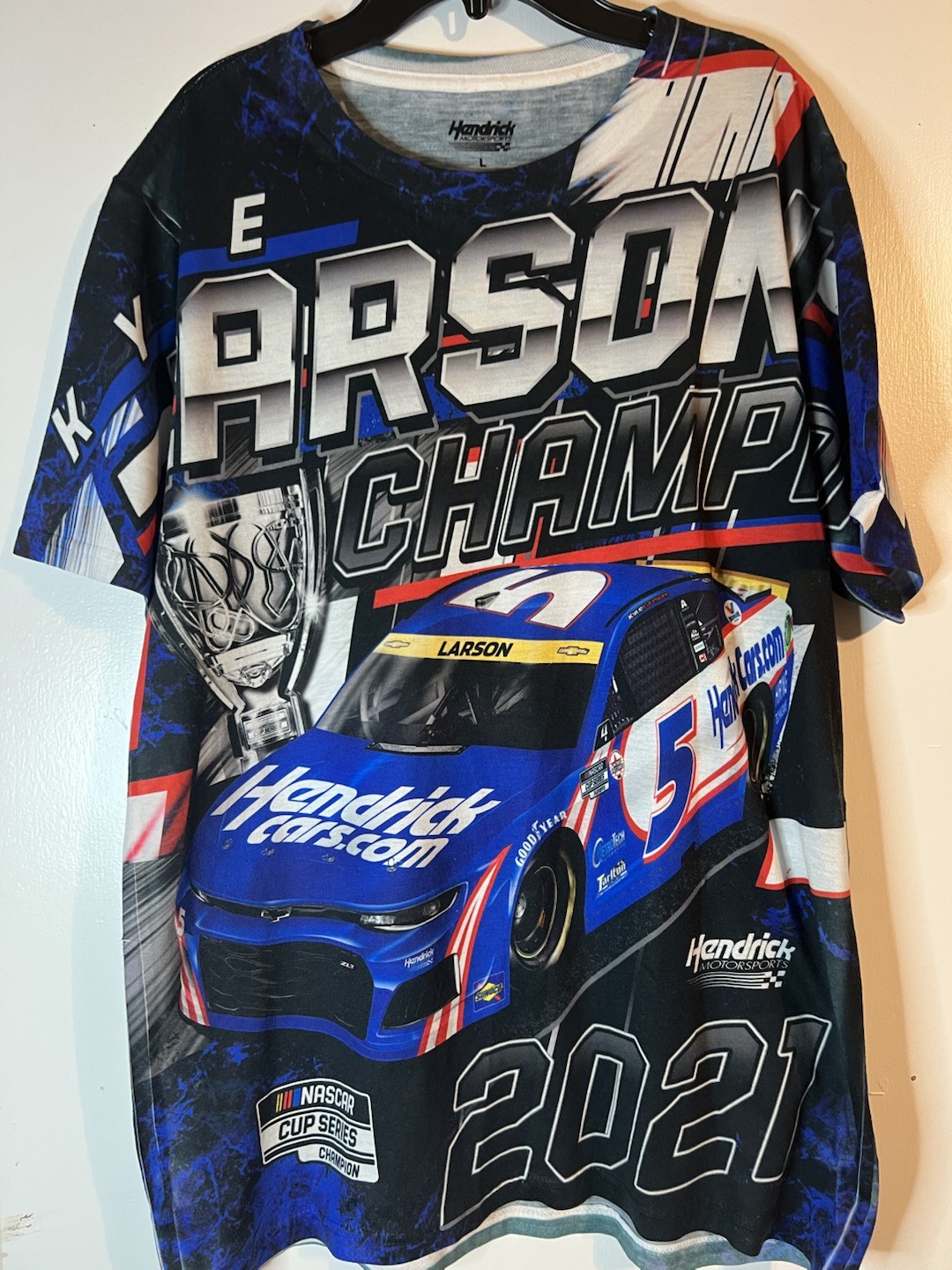 Hendricks Motor Sports Kyle Larson Aop NASCAR Size Large Tshirt