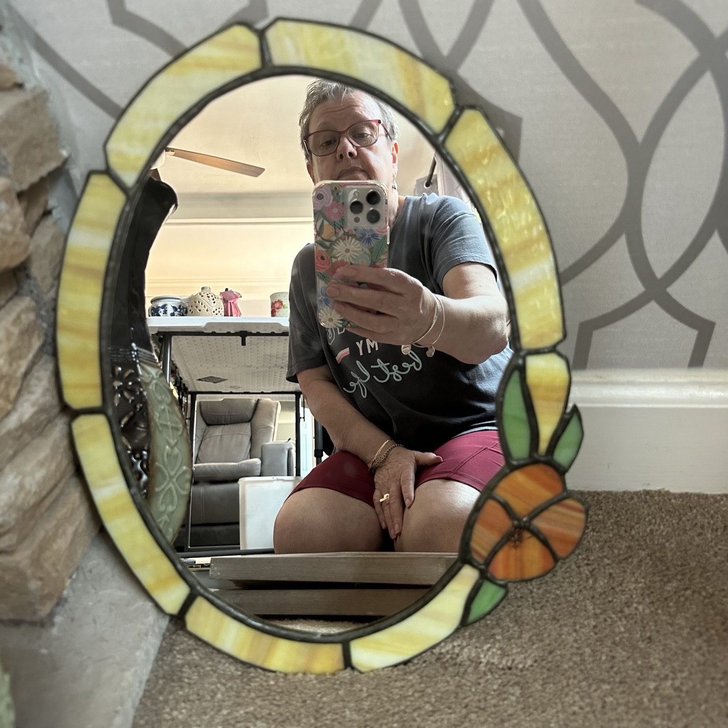 065 Vintage Stain Glass Mirror, Very Retro Home Decor