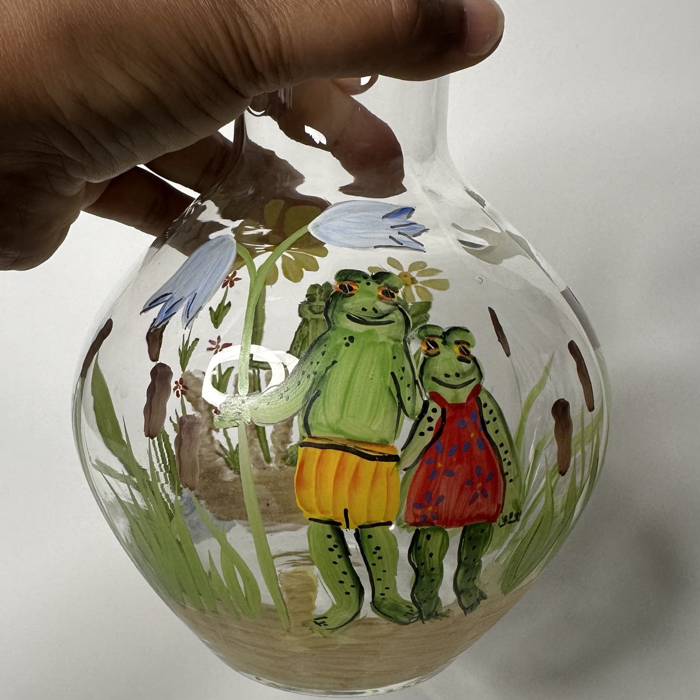 Hand Painted Frogs And Flowers Vase