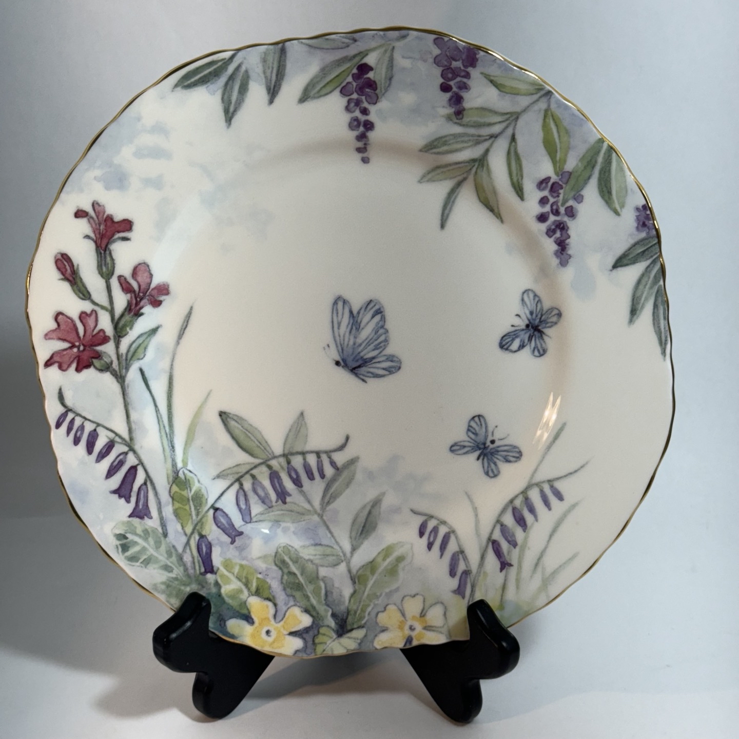 Duchess Country Garden Fine Bone China by Jenny Rhodes 8” Diameter