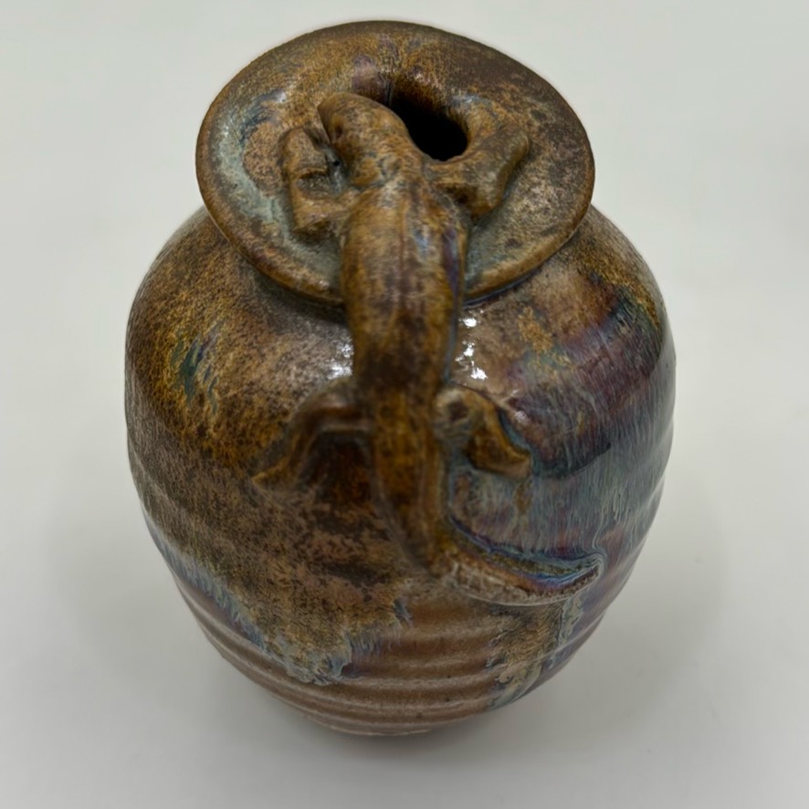 Applied Lizard Vase Very Cute