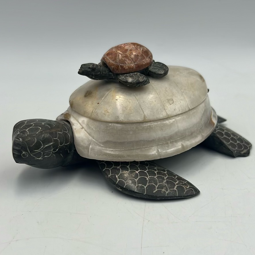 16 Hand Carved Stone Turtles Hinged Trinket Box As Is - Repaired 6.25”