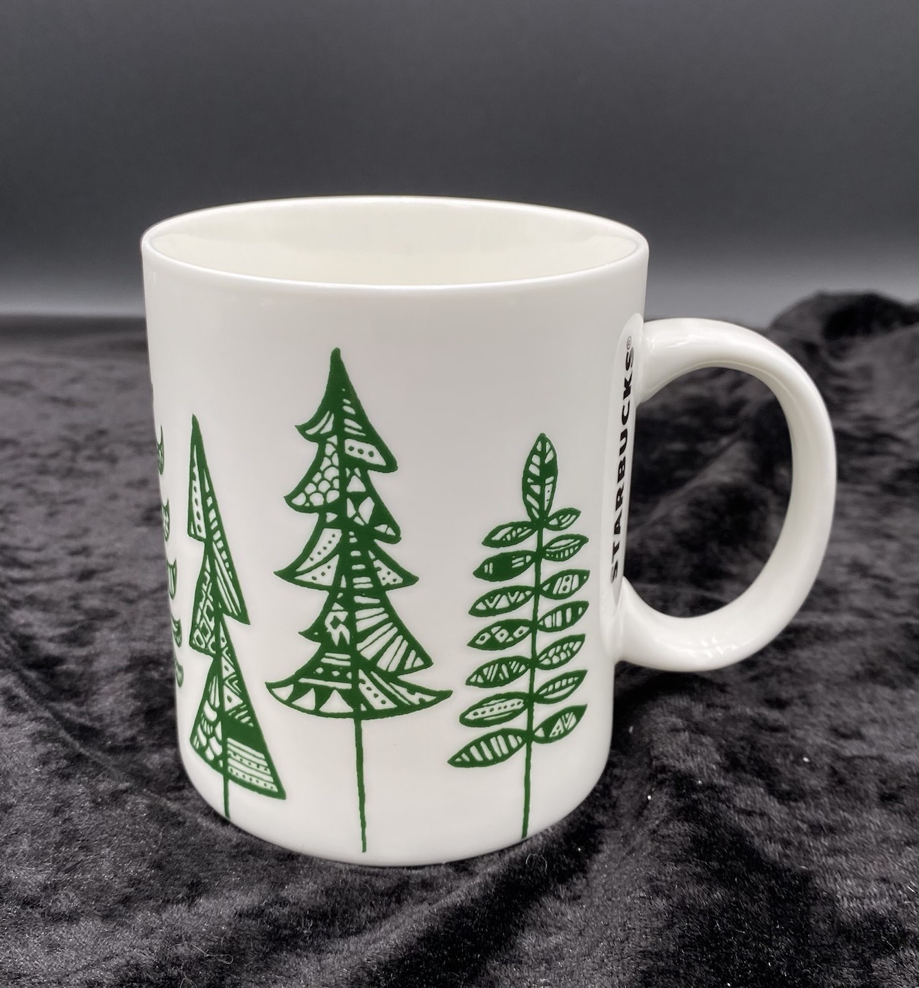 Starbucks Pine Trees Green White Coffee Tea Mug Christmas, Winter, Holiday