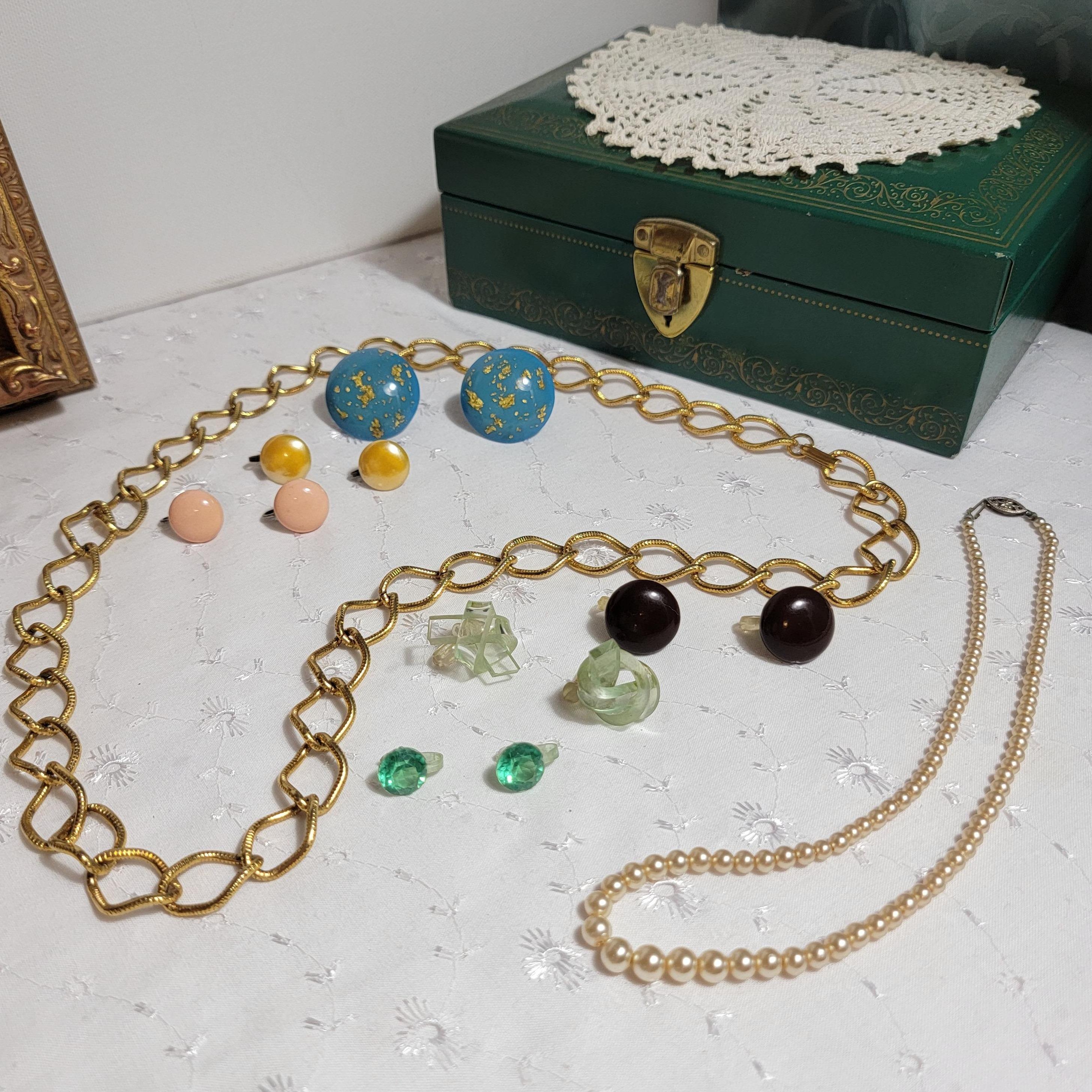 Vintage 60S Jewelry | Famous Jewelry Designers of the 1960s & ’70s – MGNAR