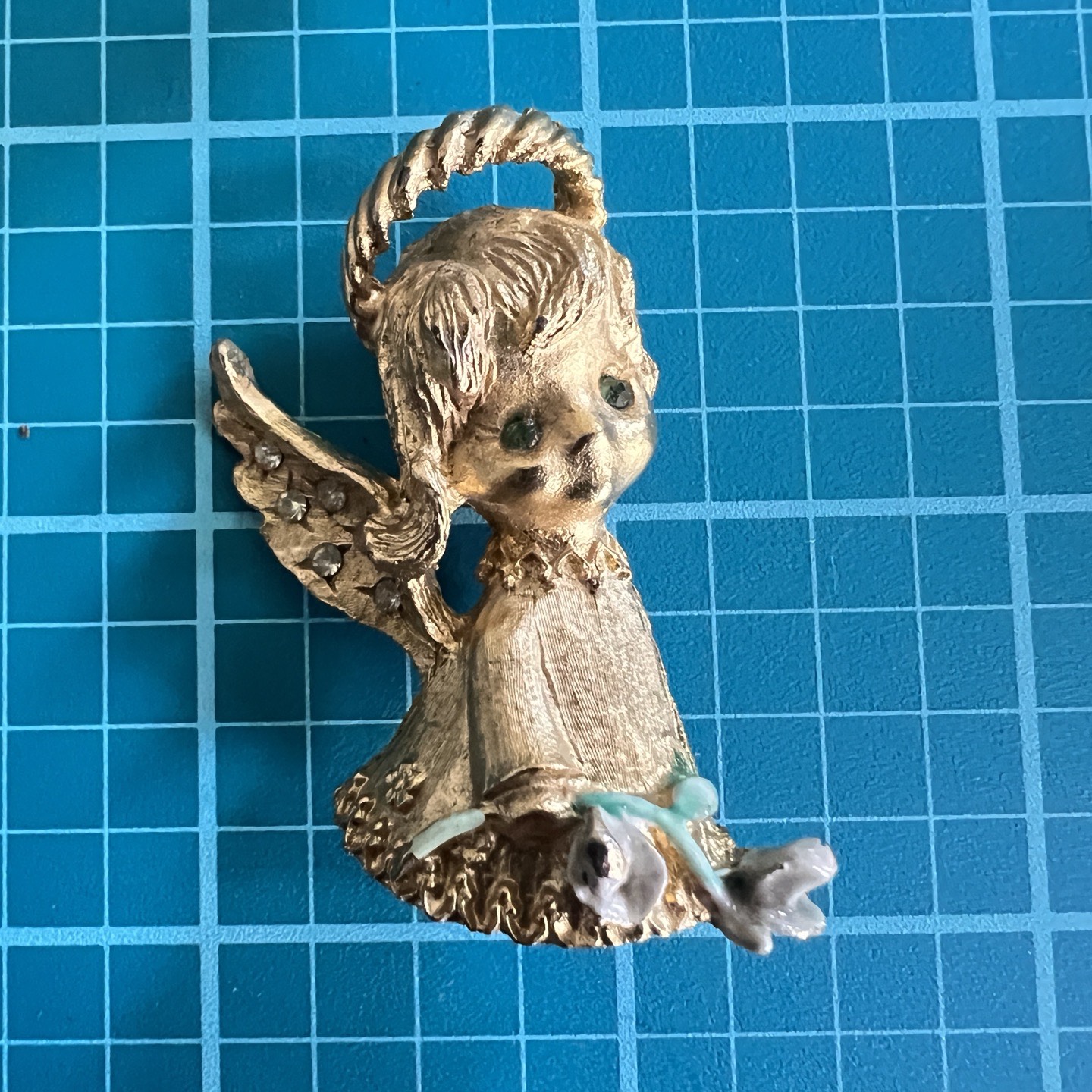 Mylu Vintage Angel With Flower Pin Brooch