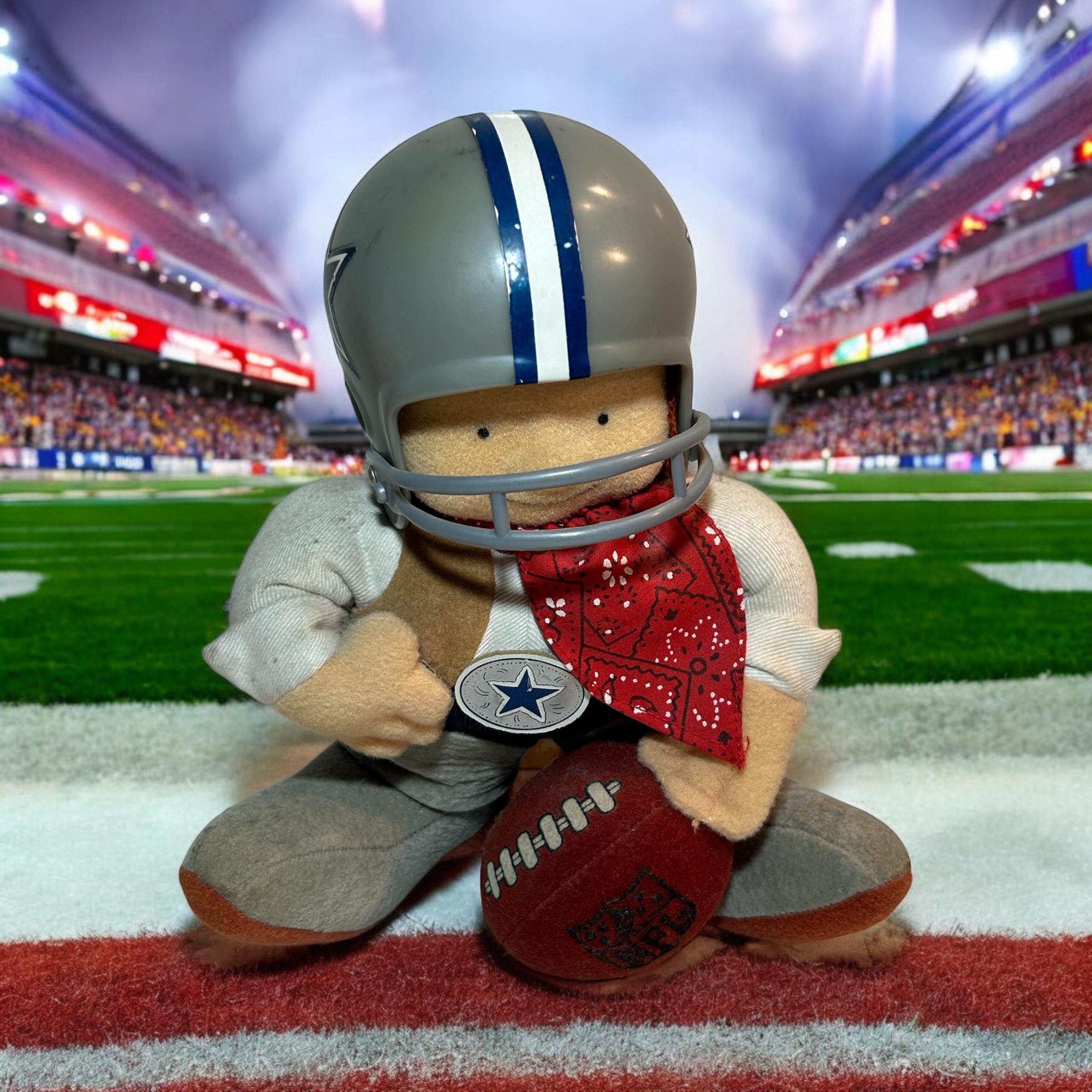 Vintage NFL Huddles Dallas Cowboys Plush 8" Football Player 1983 Tudor ...