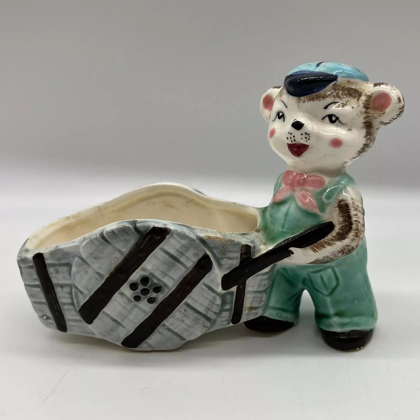 Grant Crest Vintage Kitschy Bear in Hat and overalls with wheelbarrow ...