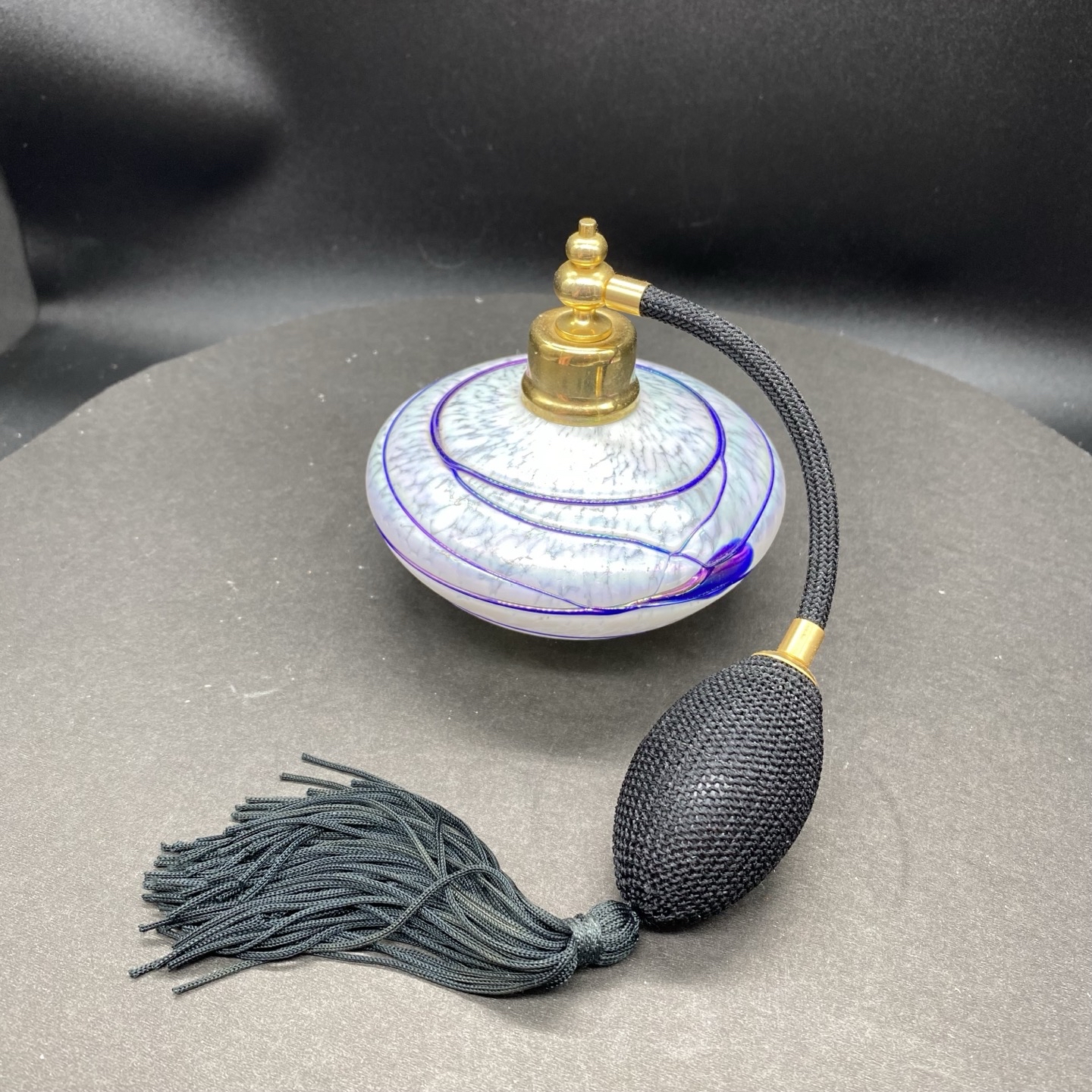 Art Glass Frosted Swirl Atomizer Perfume Vintage Black Squeeze Ball