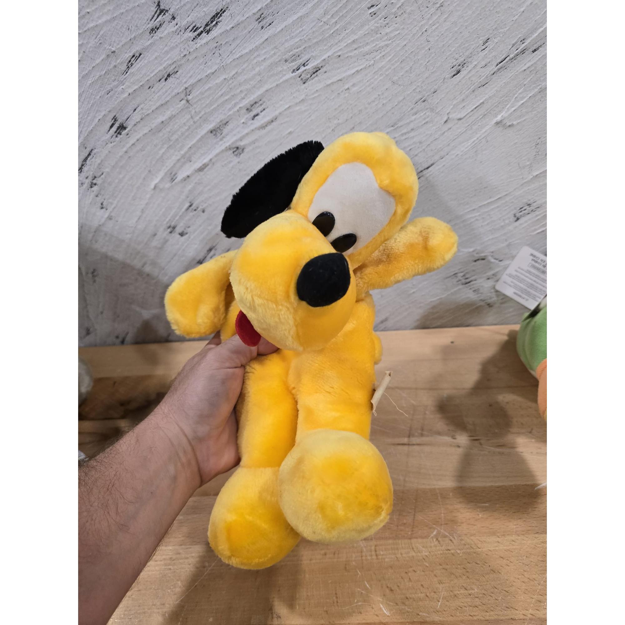 pluto puppet