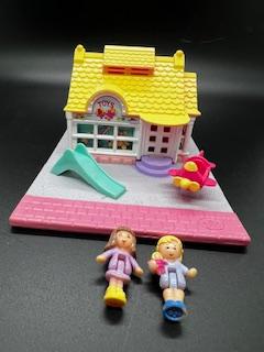 Polly Pocket Pollyville Toy Shop, Complete