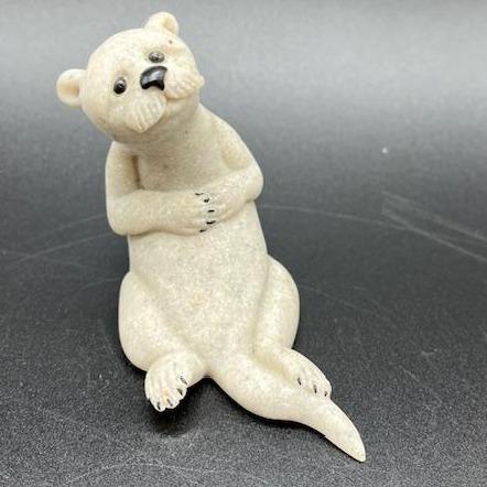 Otter Stone Quarry Critters - Oprah Figurine 2.5"