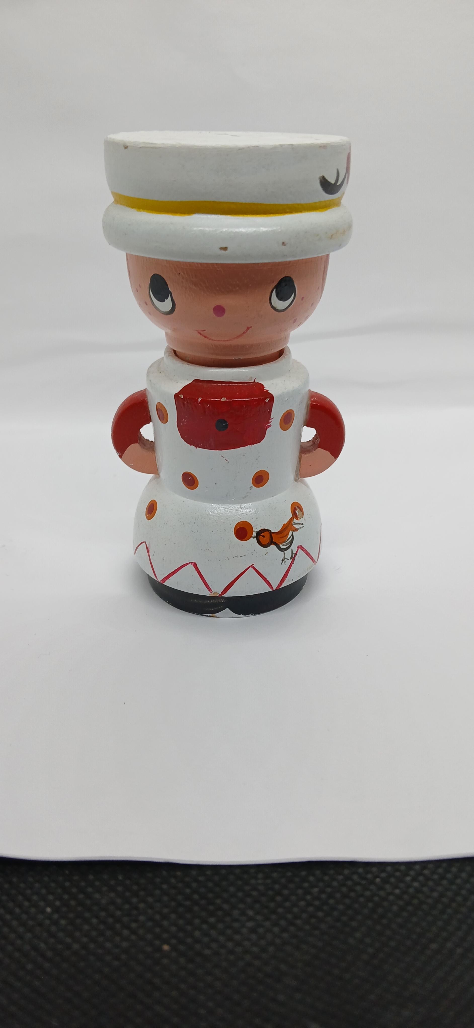 Vintage Wooden Lady Chef Figurine Folk Art From Pennsylvania OOAK. Unusual