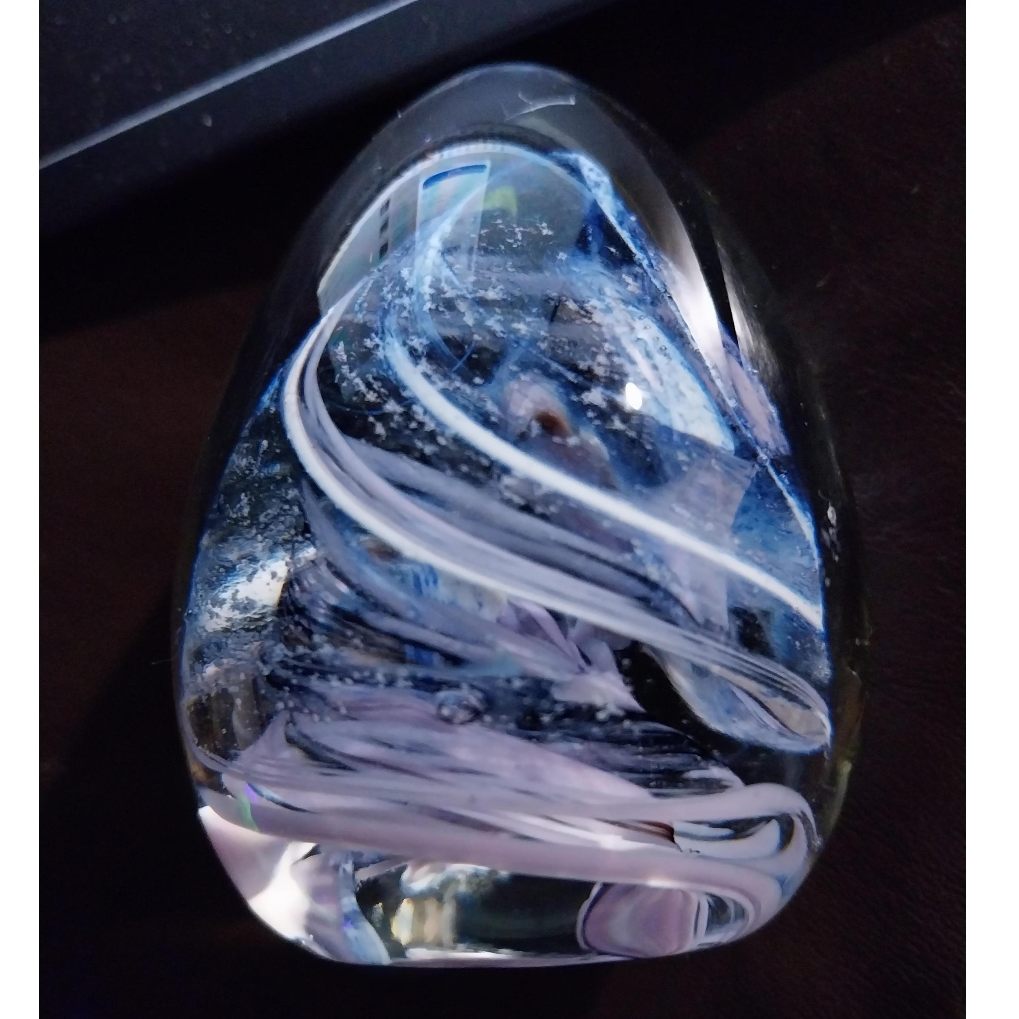 Vintage 1970s JS WV Wheaton Village Art Glass Egg Paperweight