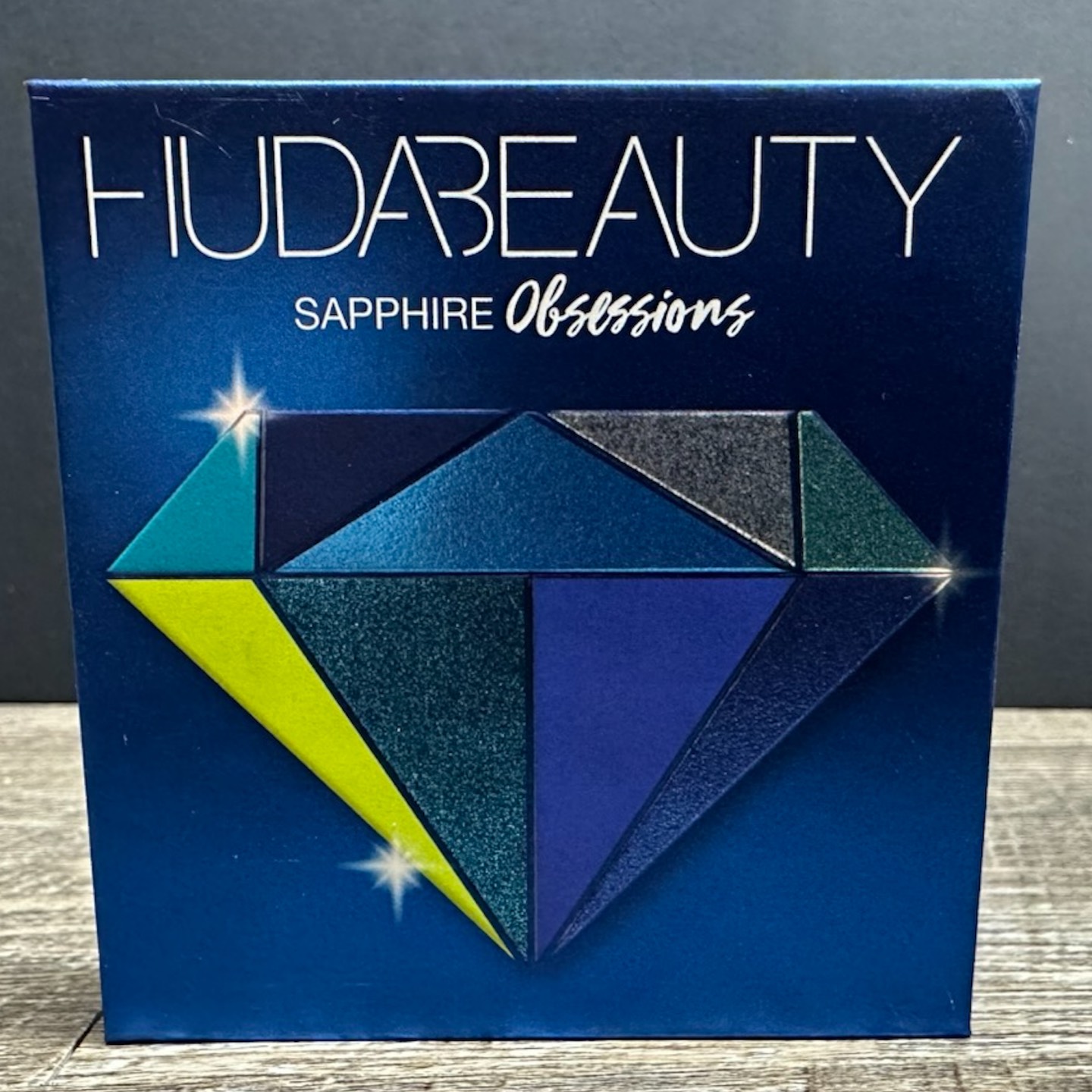 Huda Beauty Sapphire Obsessions Blue Eyeshadow Palette NWOT