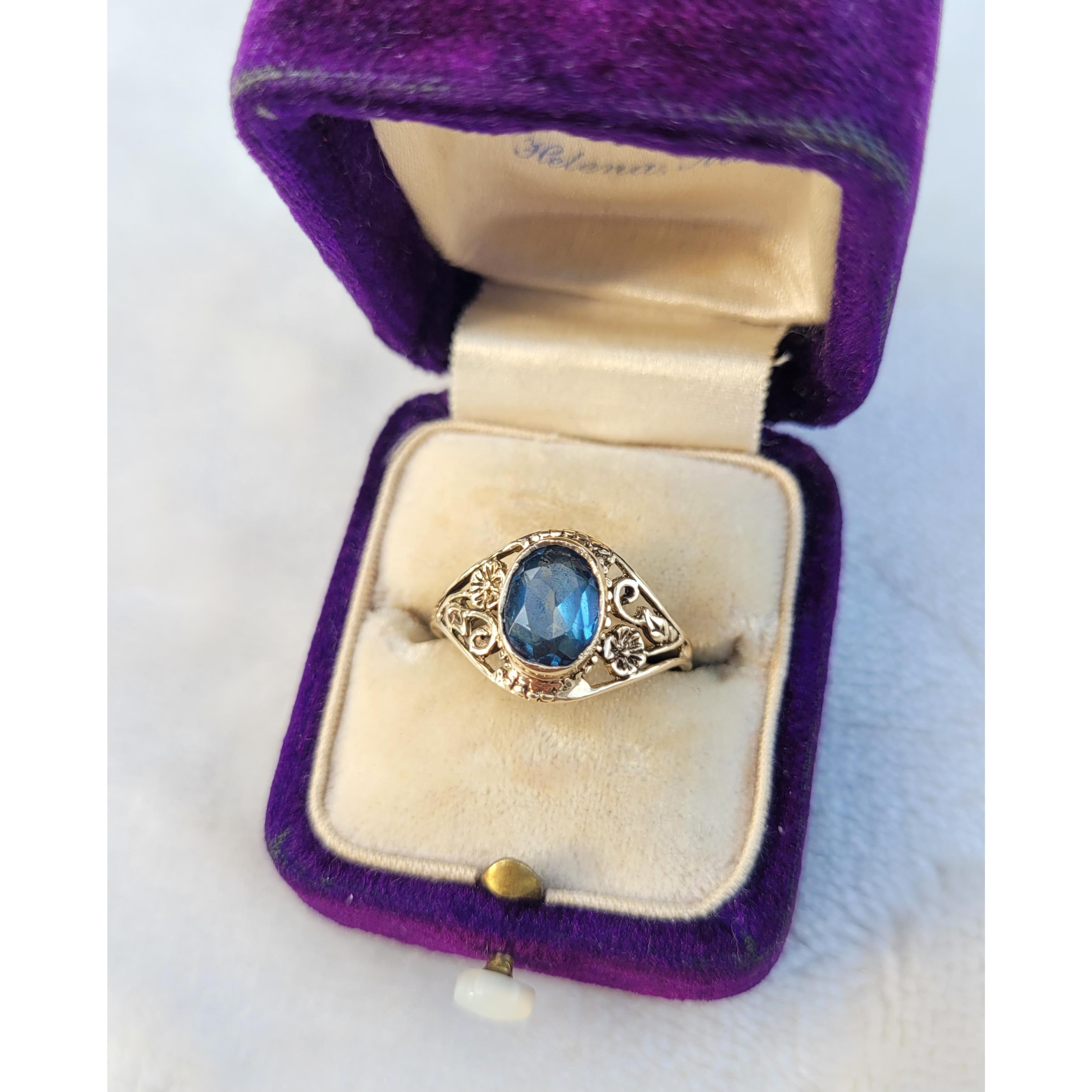 Vintage Blue Spinel 10k Yellow Gold Filigree Floral Ring Size 6.5