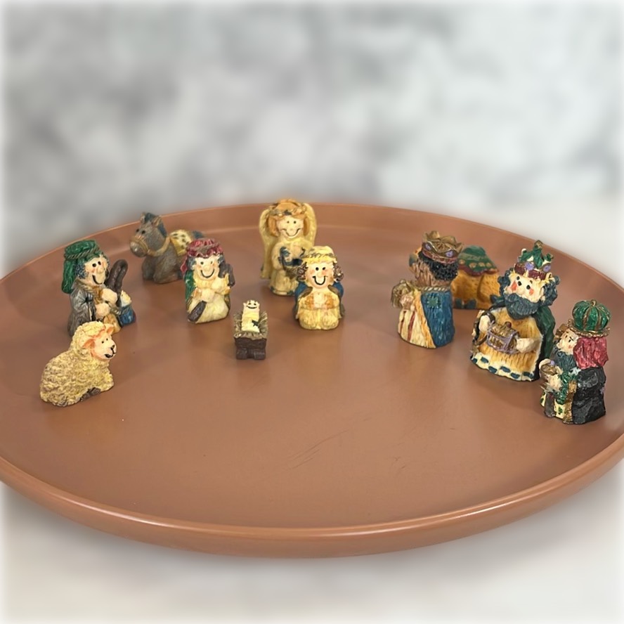 Primitive Style 11 Piece Nativity Set