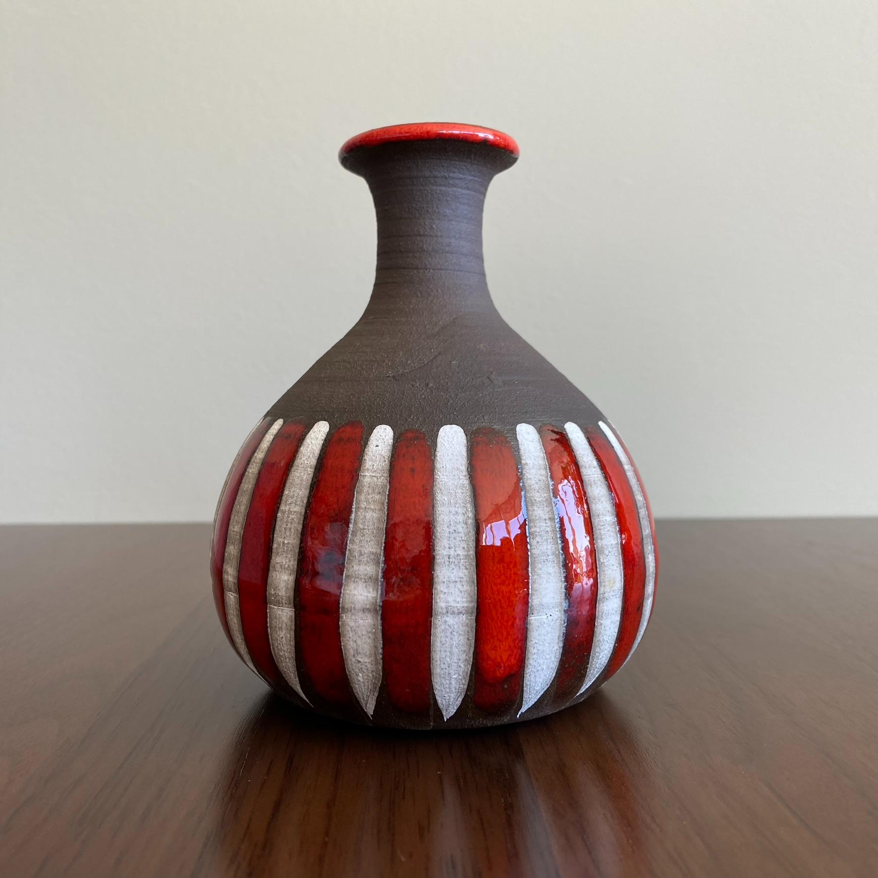 Vintage RH Quebec Canada Pottery Vase Red White Stripe Glaze