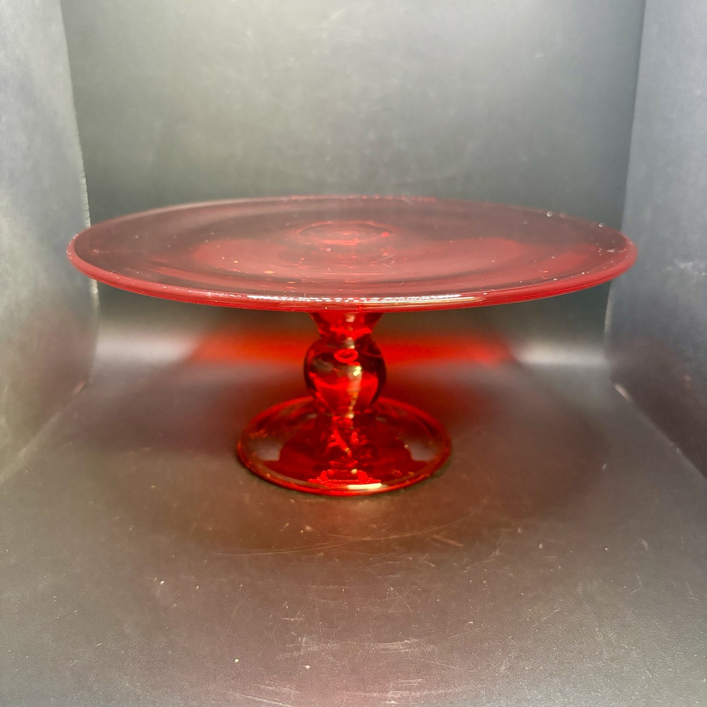 Vintage Red Glass Round Cake Dessert Stand UV GLOW 8.5”x4”