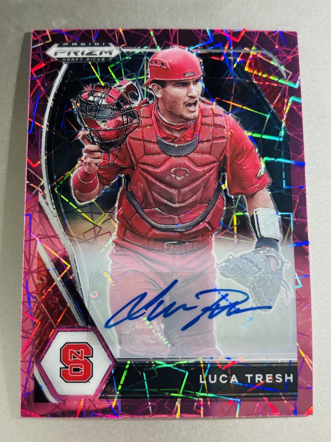 2021 Luca Tresh Auto Panini Draft Picks Pink
