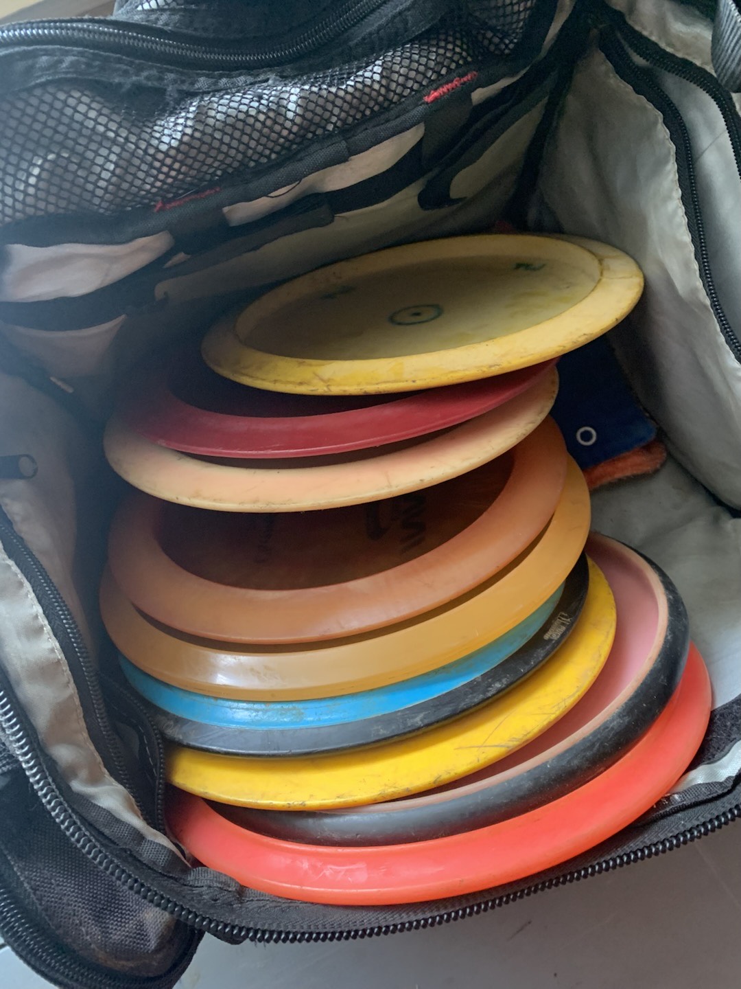 9 Disc Golf Disc And A Bag