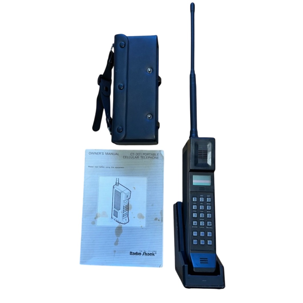 Vintage Radio Shack Brick Portable Cell Phone CT-301 model 17-1050 With ...