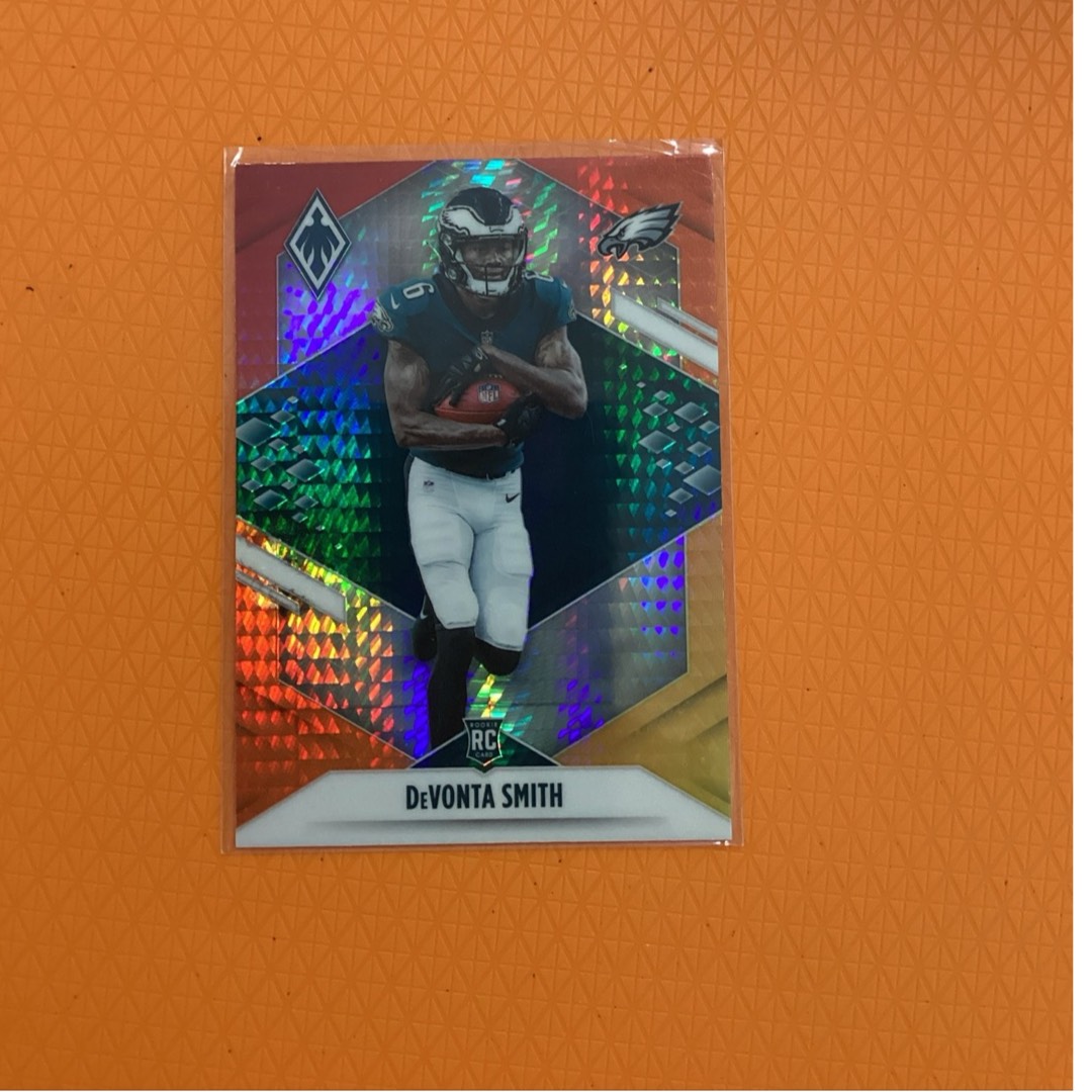 Devonta Smith RC 2021 Panini Phoenix Fire Burst Parallel